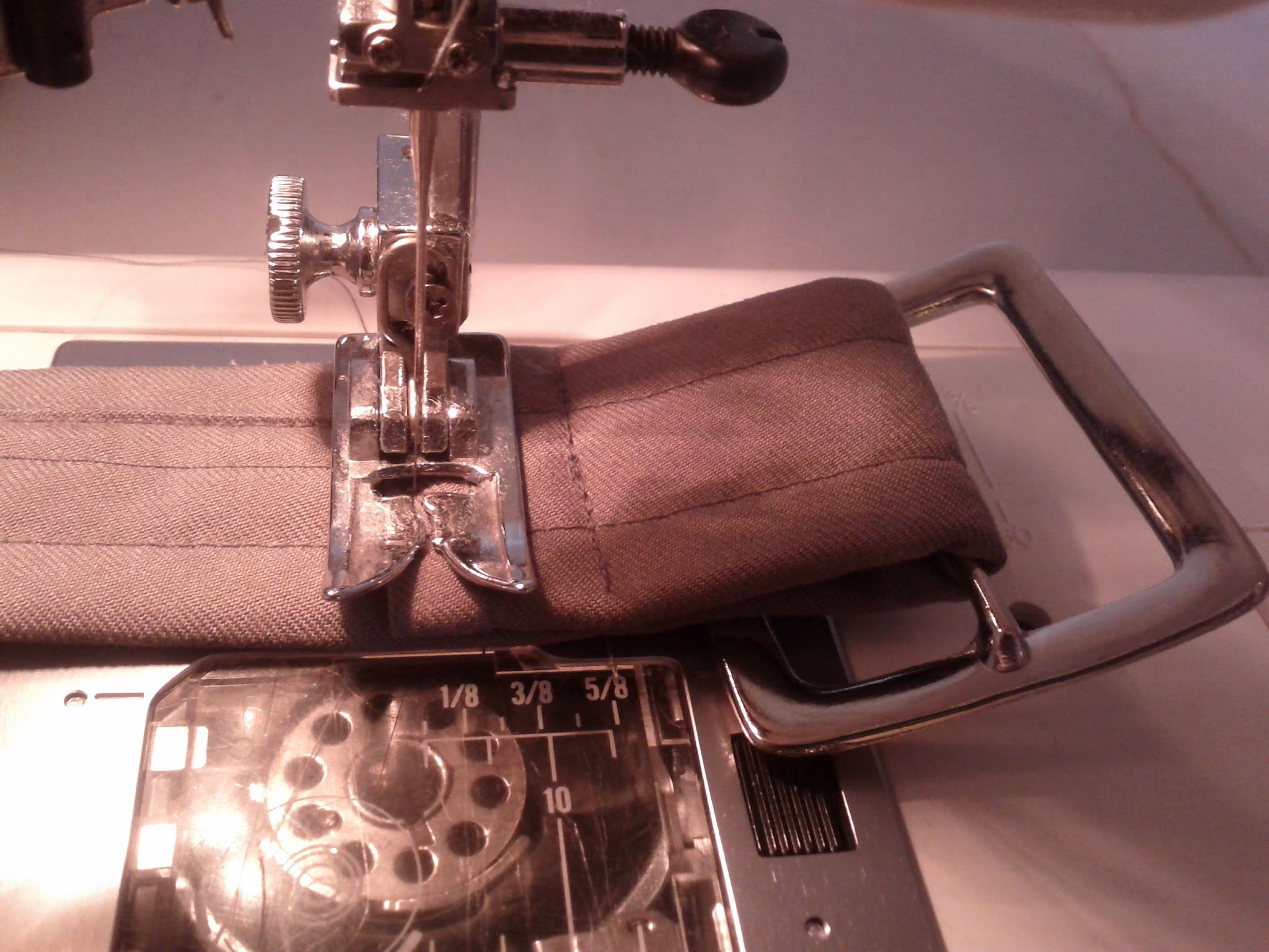 How to Cover a Bag Strap Using (Almost) No Pins : 10 Steps (with ...