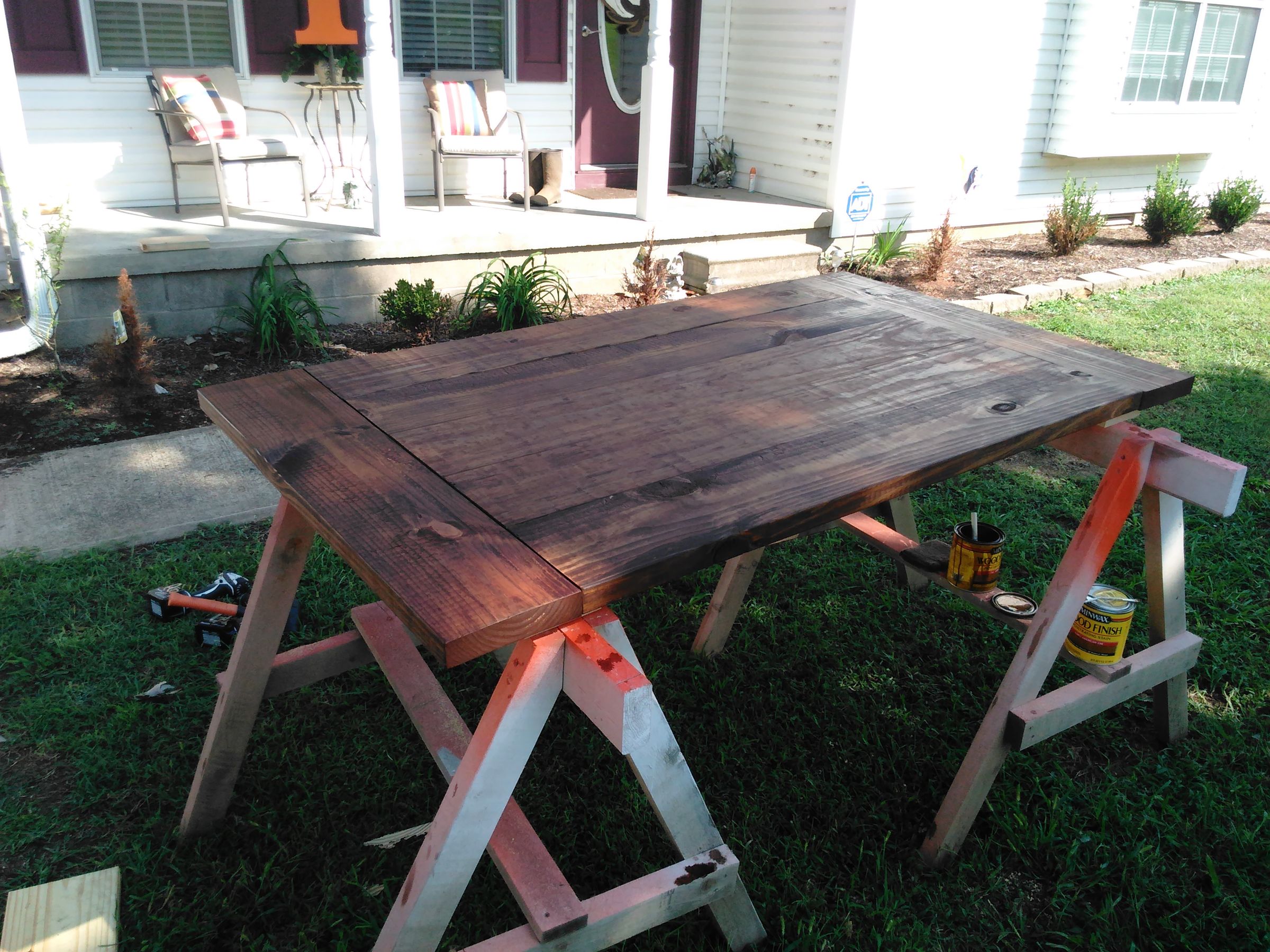 Rustic Farmhouse Table DIY : 10 Steps (with Pictures) - Instructables