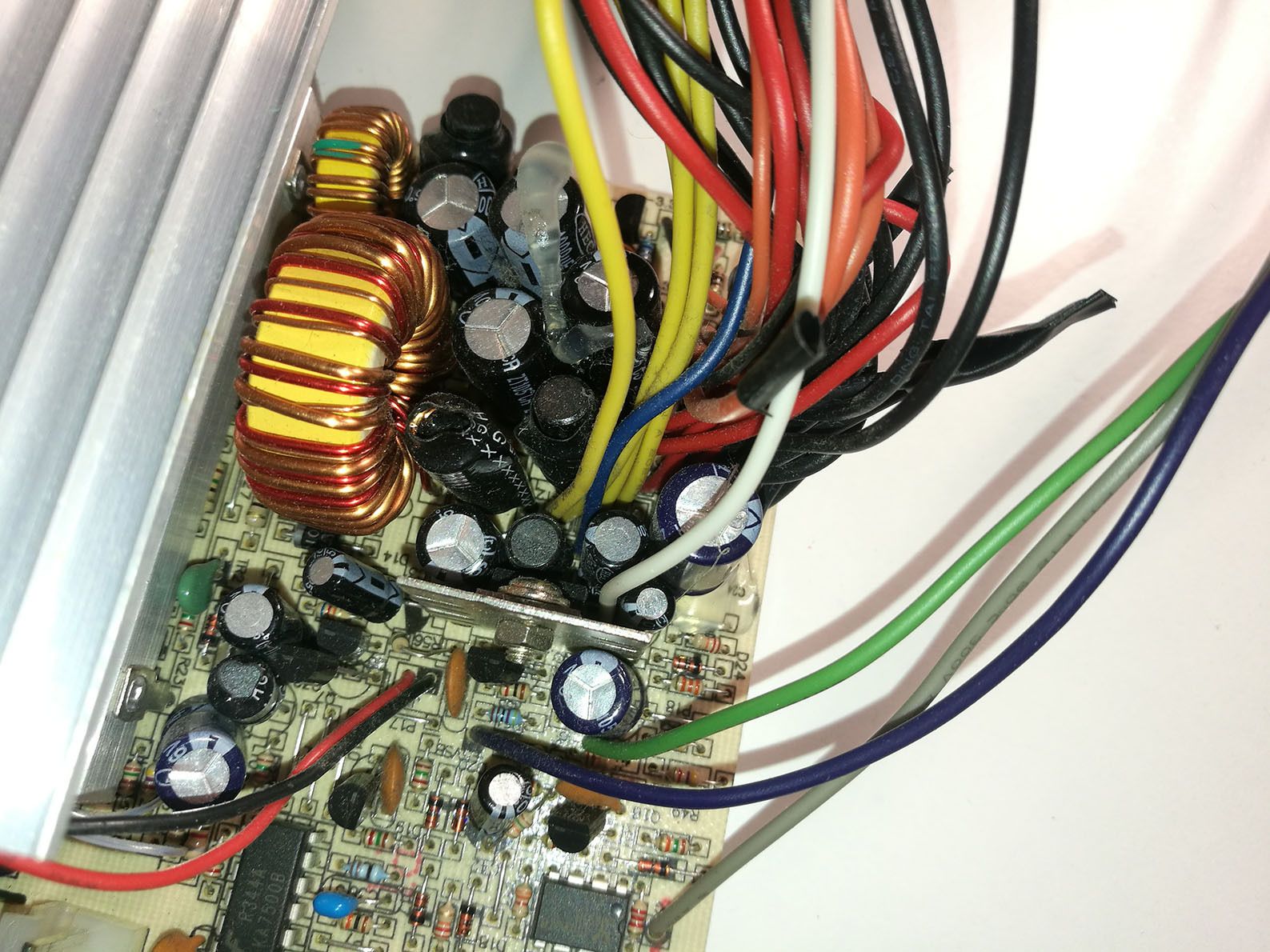 Laboratory Power Supply From Old ATX : 8 Steps (with Pictures ...