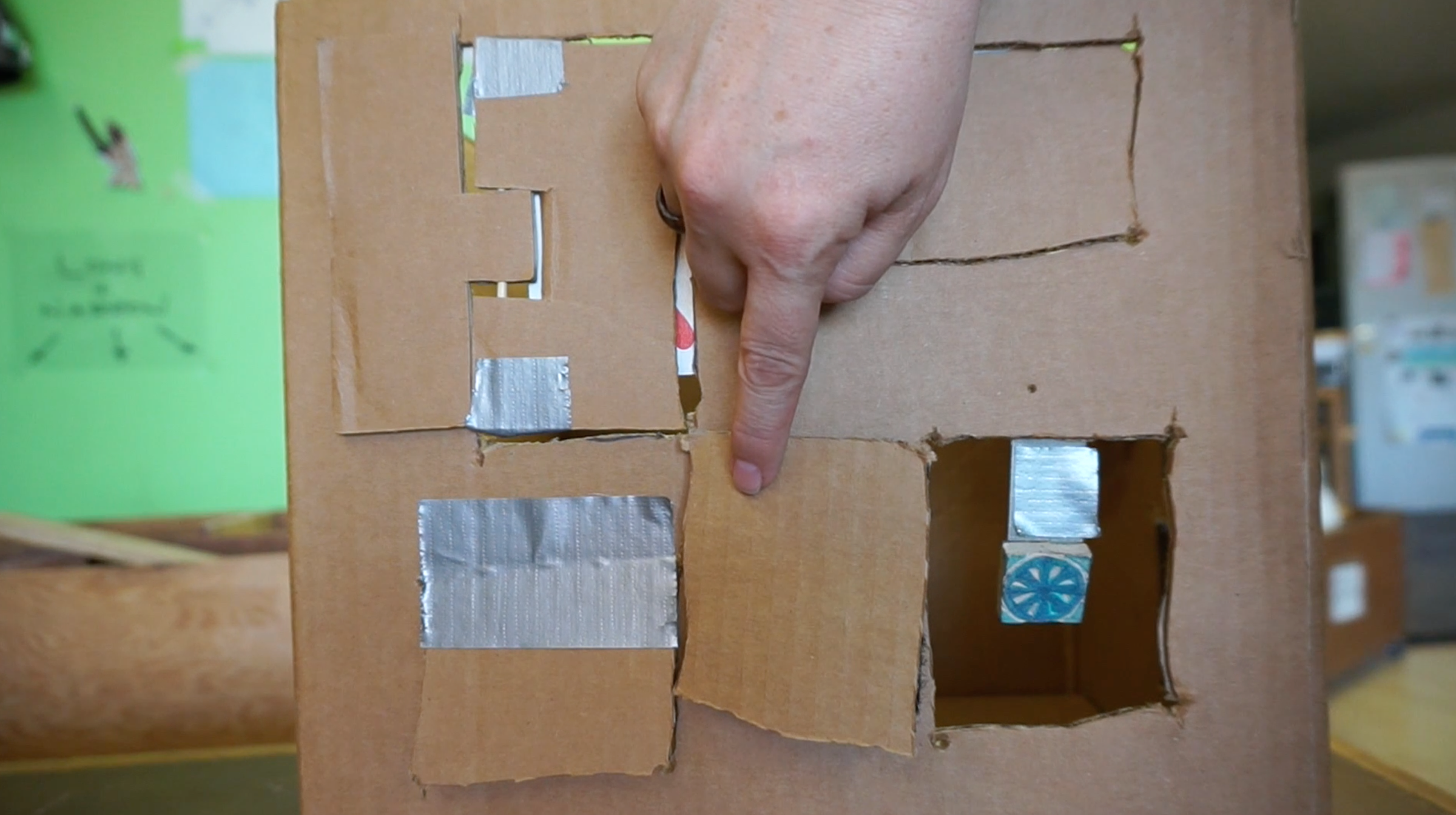 6 Easy Tinkering Hinges : 7 Steps (with Pictures) - Instructables