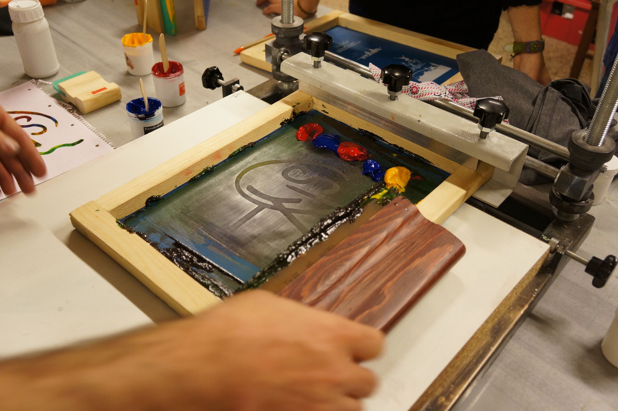 La Serigraphie Facile : 6 Steps - Instructables