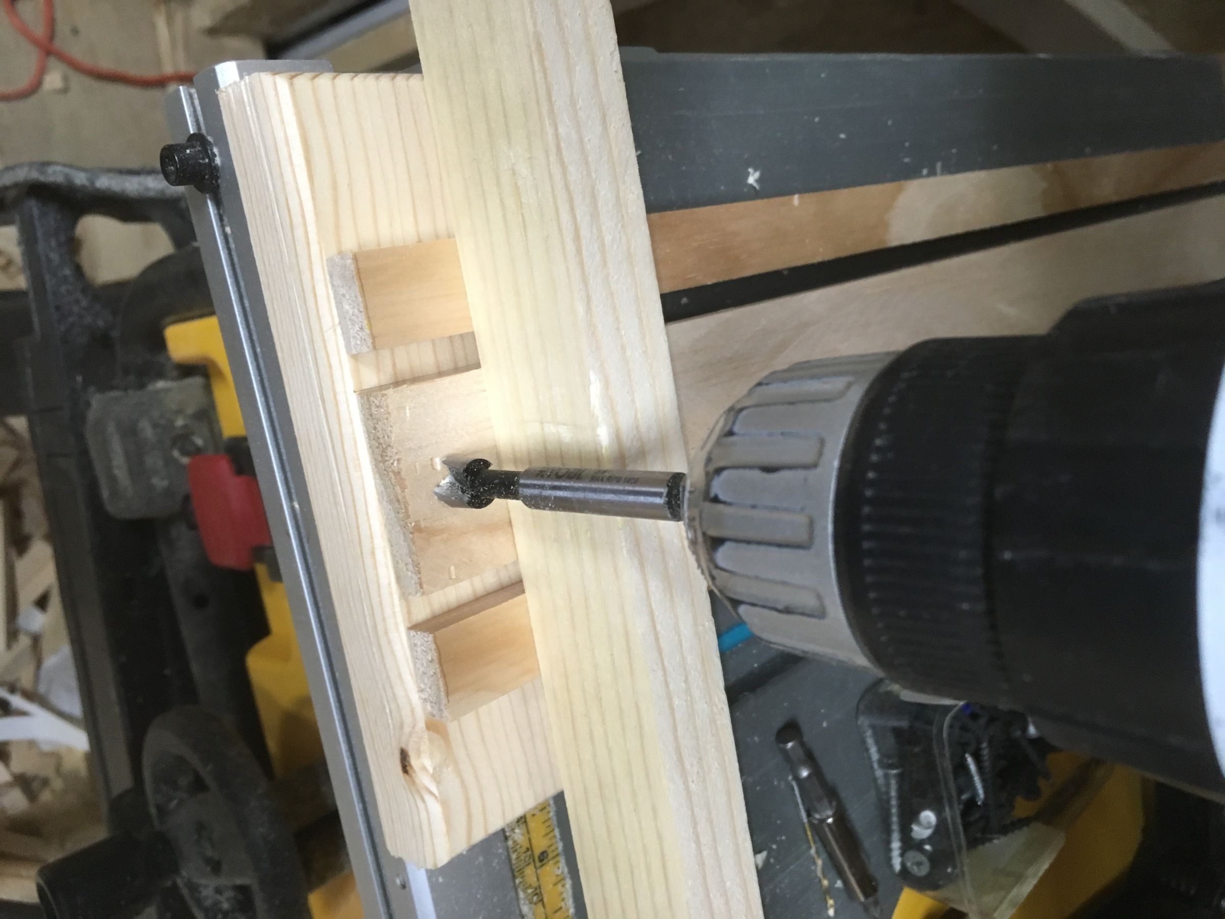 Wall Easel : 38 Steps (with Pictures) - Instructables