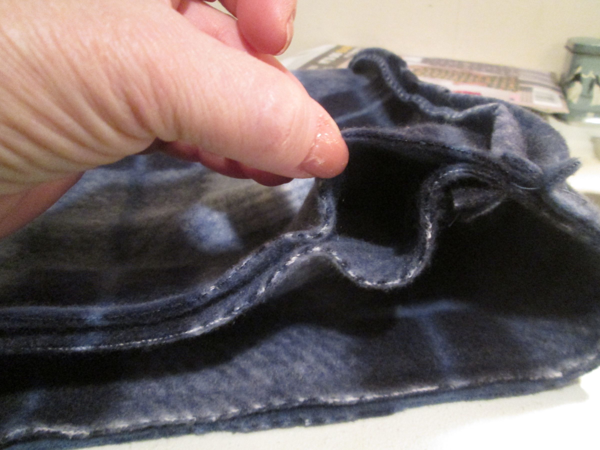 Homemade Fleece Neck Gaiter : 17 Steps - Instructables