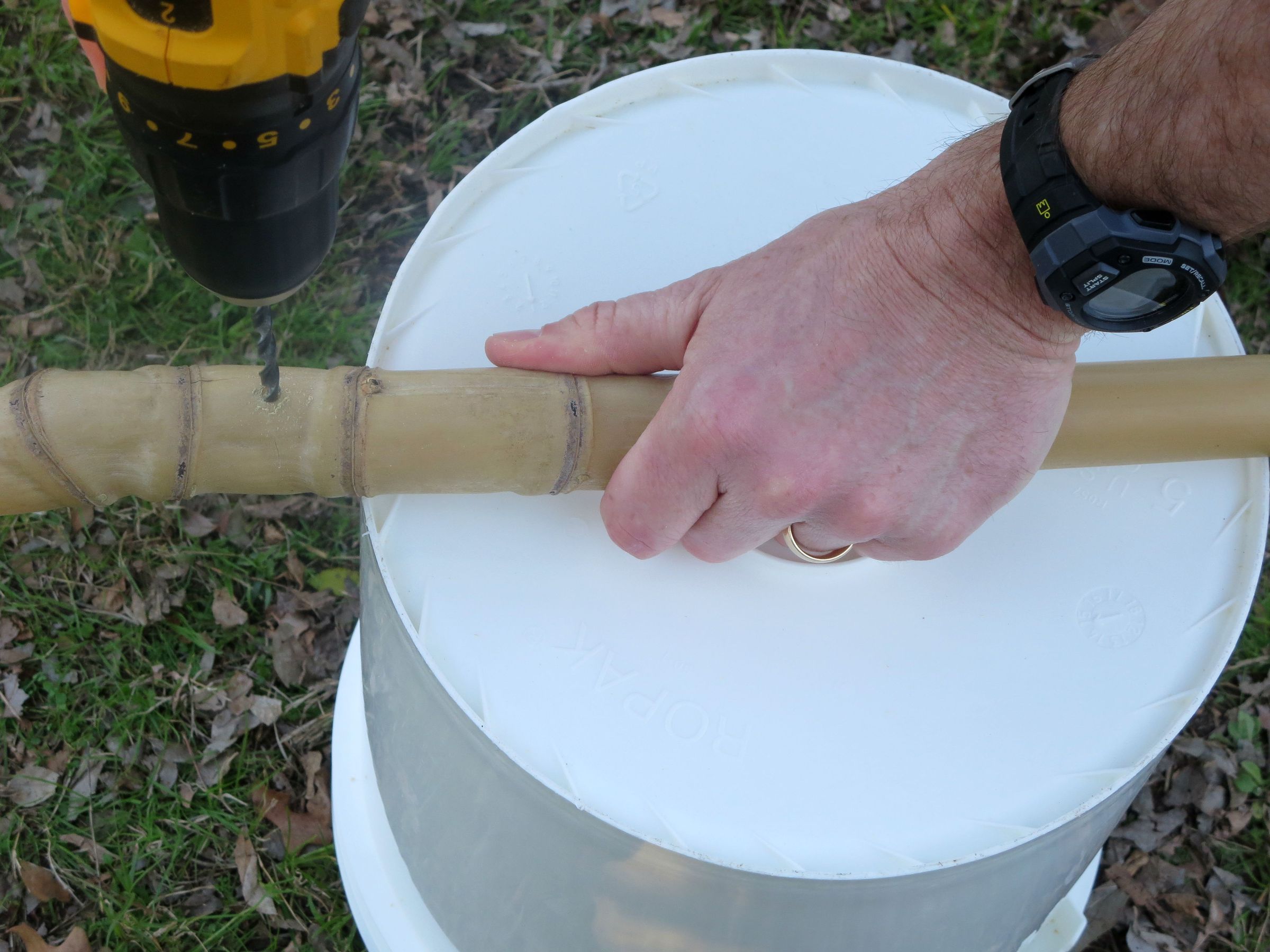 Bucket Bass : 9 Steps (with Pictures) - Instructables