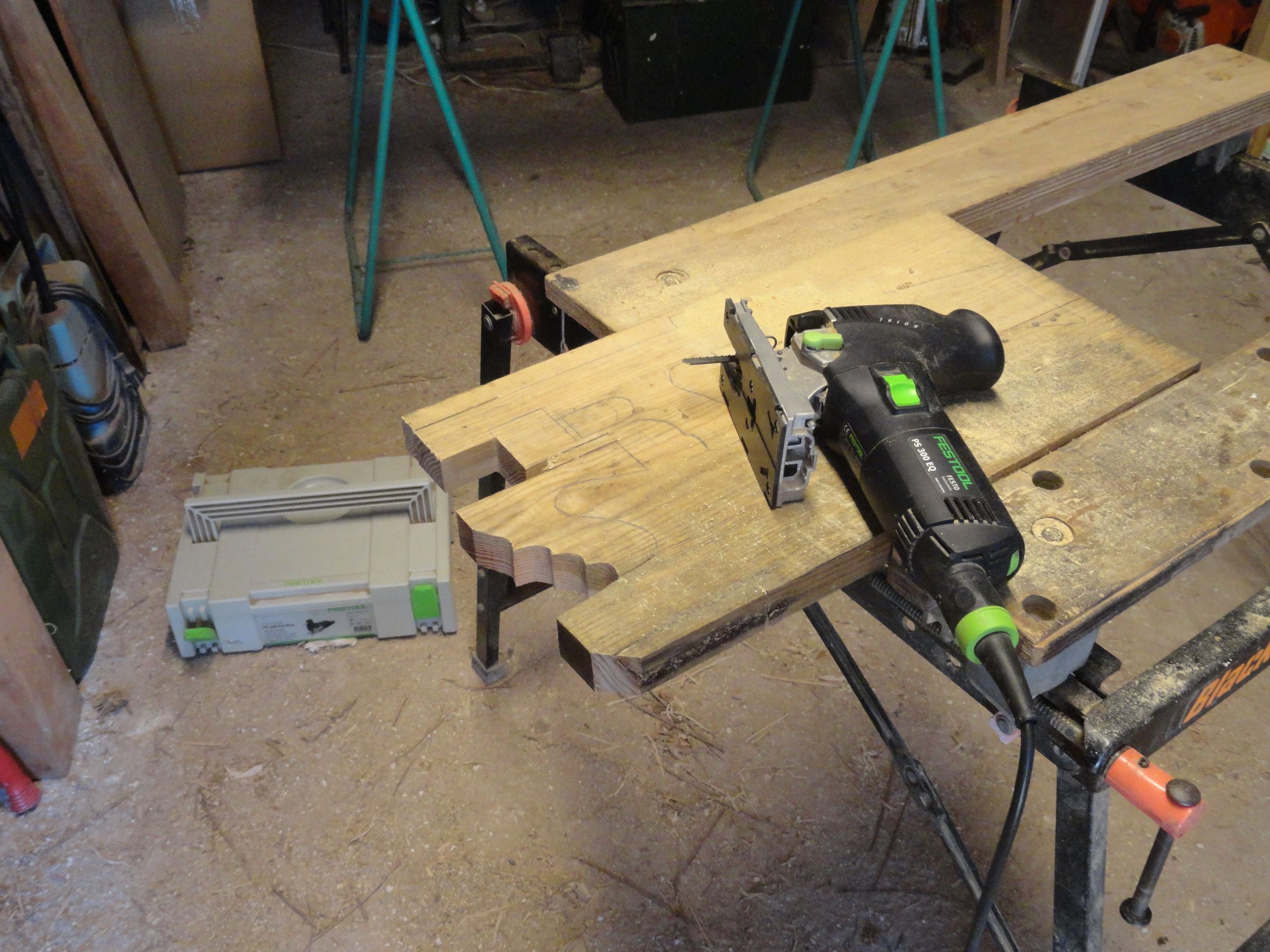 Wood Tommy Gun Replica : 25 Steps - Instructables