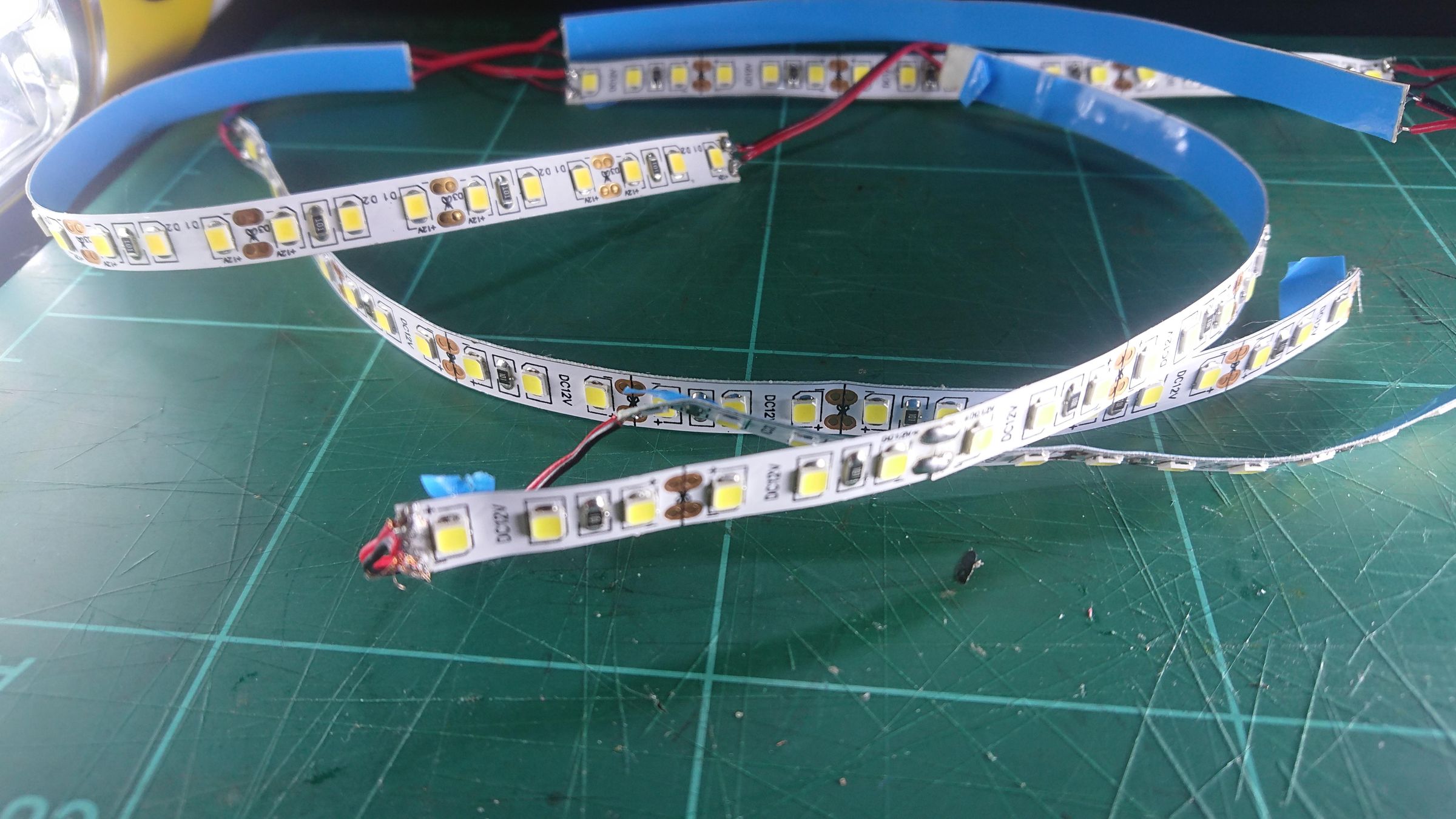 LED Ring Light for Laptop Screen : 5 Steps (with Pictures) - Instructables