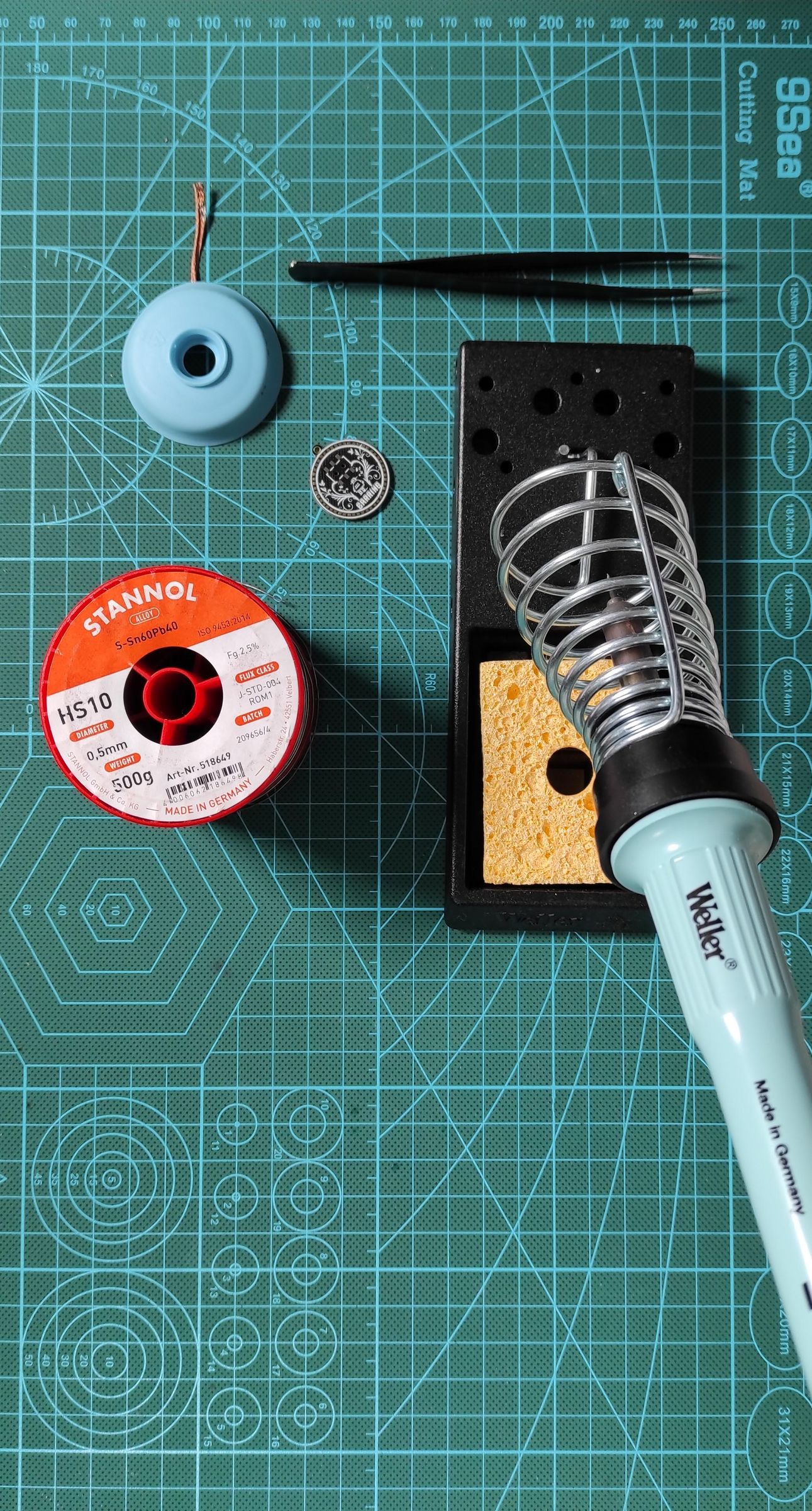 DIY Electronics Earrings : 4 Steps (with Pictures) - Instructables