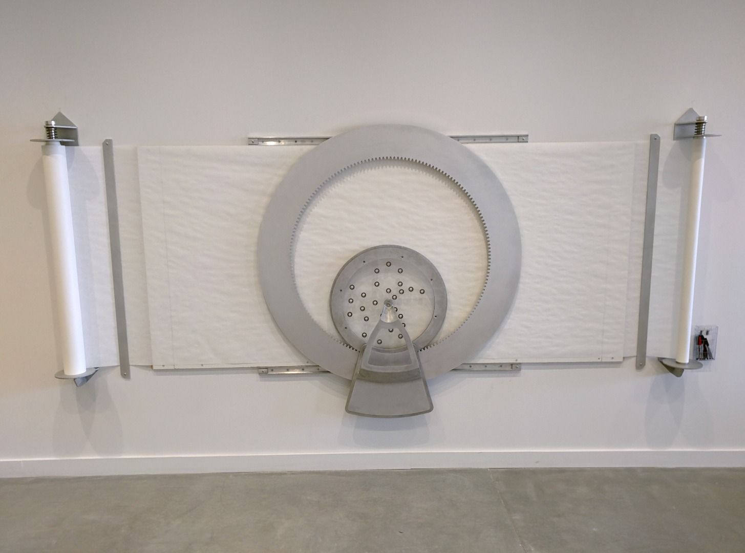 "Spiro" - a 5' Diameter, Wall Mounted Spirograph : 7 Steps (with ...