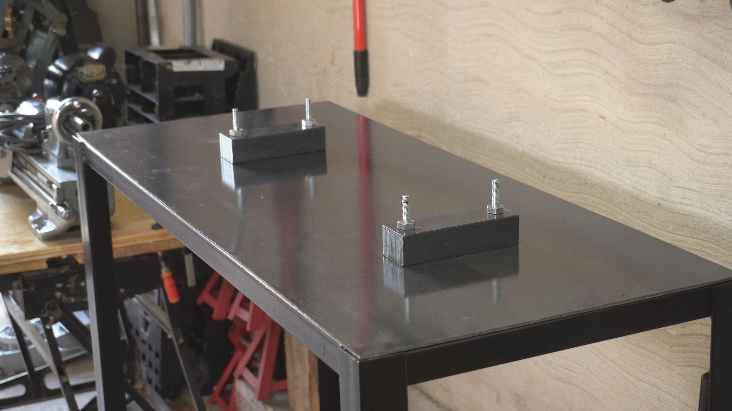 Building a Sturdy Lathe Stand : 6 Steps (with Pictures) - Instructables