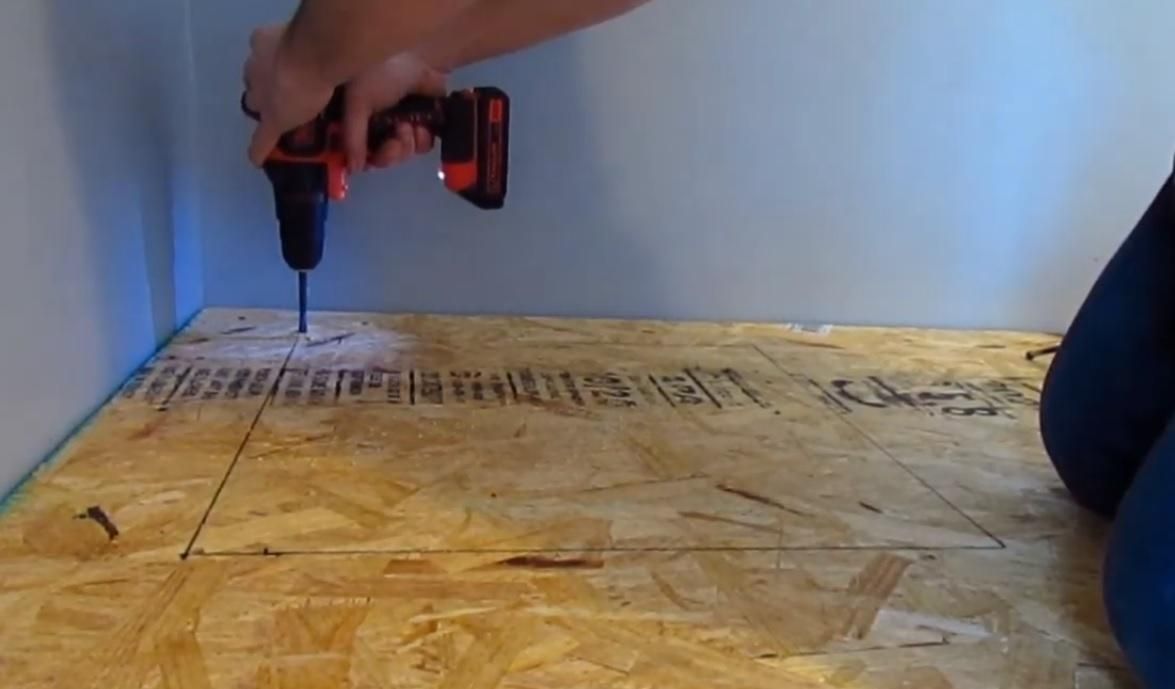 Children's Play Stage (with Secret Trapdoor and Play-area!) : 12 Steps ...