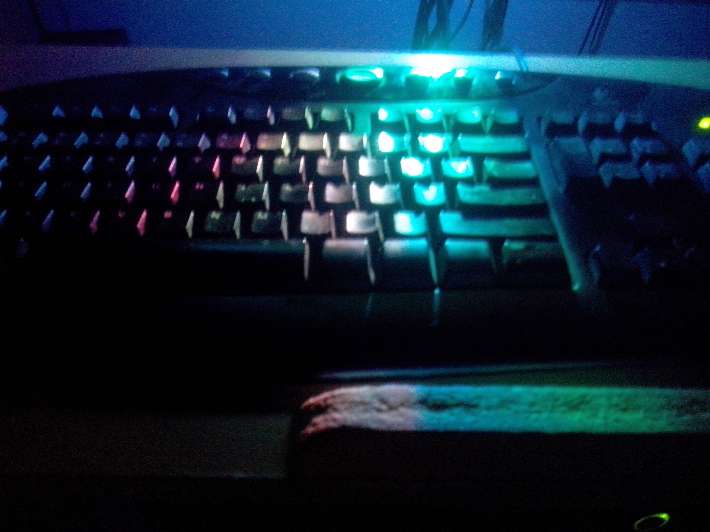 clothespin battery powered keyboard light DIY Project to Discover ...