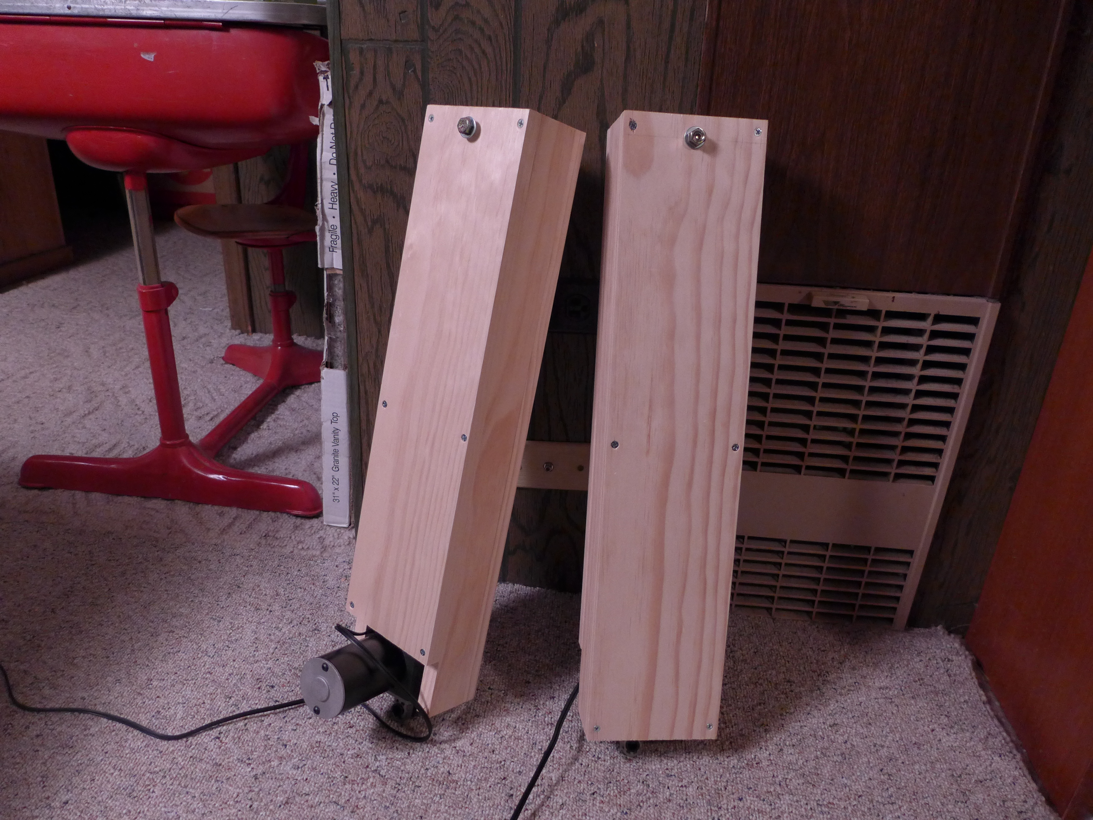 Electric Height Adjustable Desk : 6 Steps - Instructables