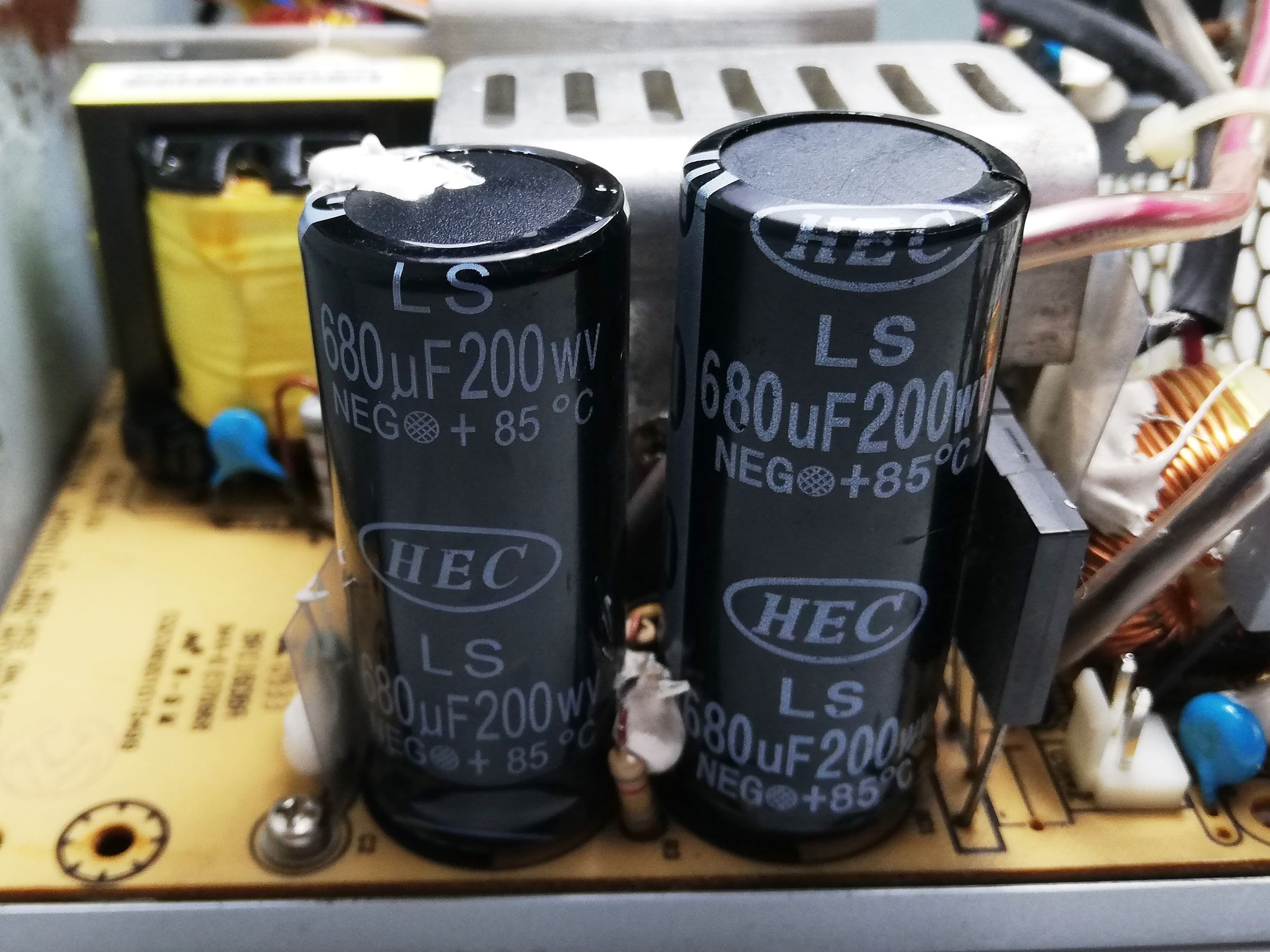 3D Printed Fake Capacitor Compartment : 8 Steps (with Pictures ...