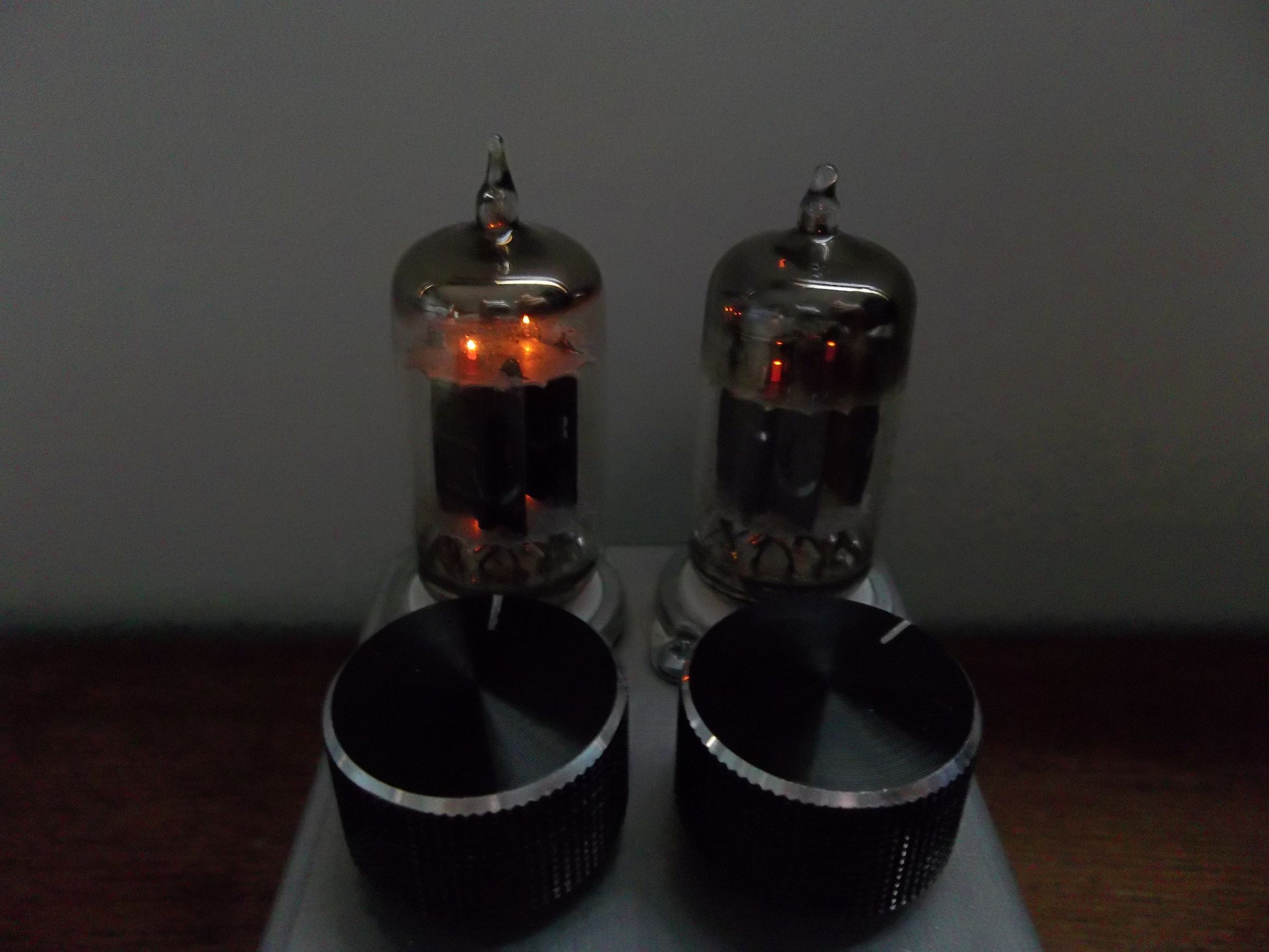 The Valve Caster 2.0: Tube Boost and Overdrive : 7 Steps (with Pictures) - Instructables