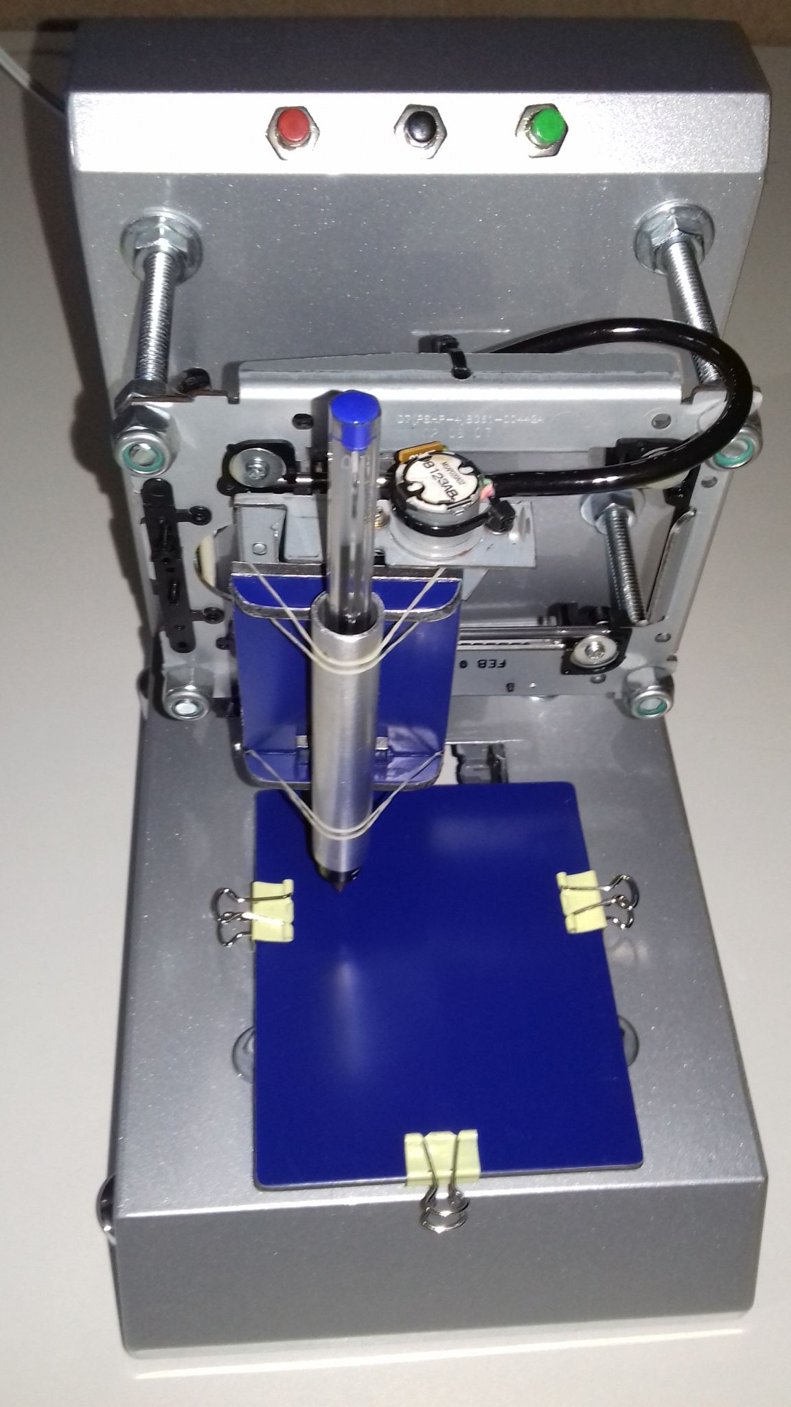 How to Make Mini CNC 2D Plotter Using Scrap DVD Drive, L293d Motor ...