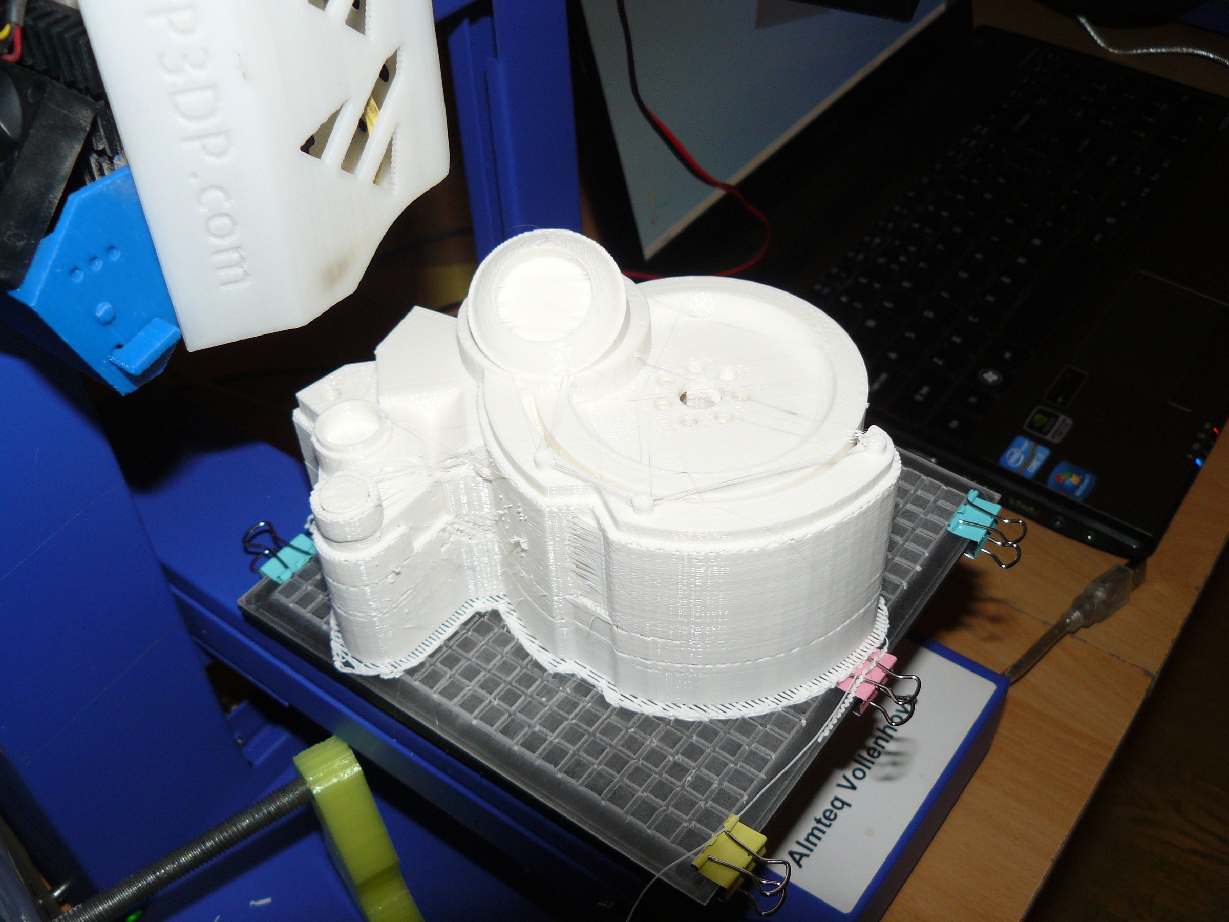 A Fully 3D Printable GlaDOS Robotic Ceiling Arm Lamp : 11 Steps (with ...