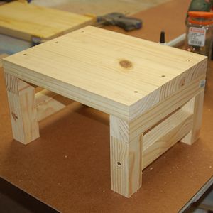 Stepstool and Toolbox in One! (with Pictures) - Instructables