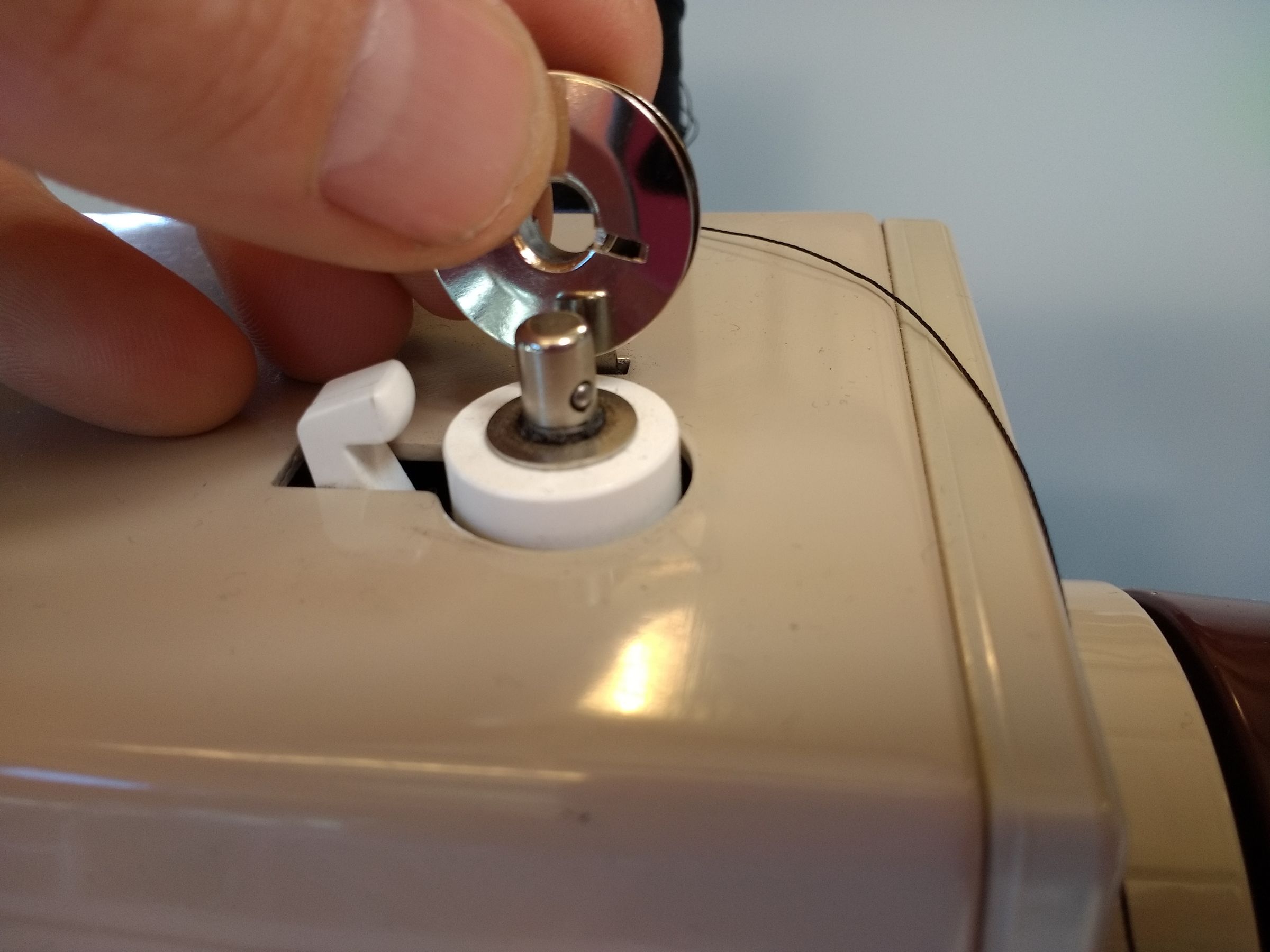 Pier 9 Guides: Bernina 950 Semi Industrial Sewing Machine BASIC USE : 4 ...