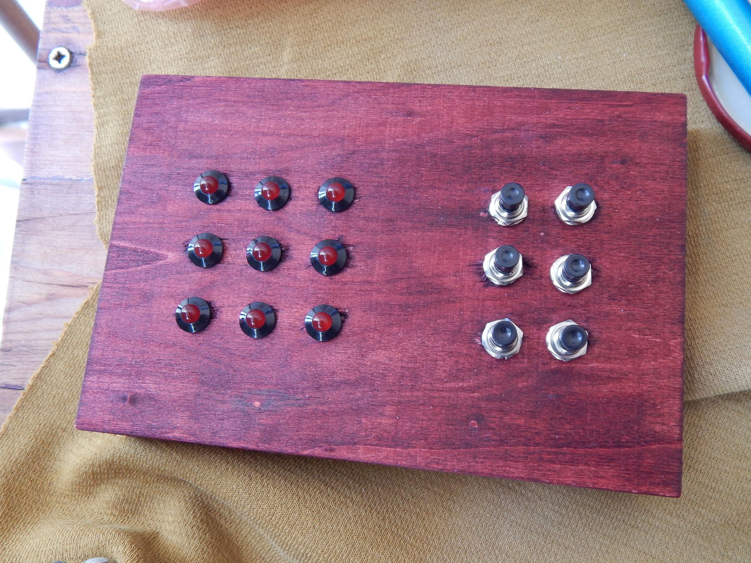 Electronic Puzzle Box With Secret Compartment : 16 Steps (with Pictures ...