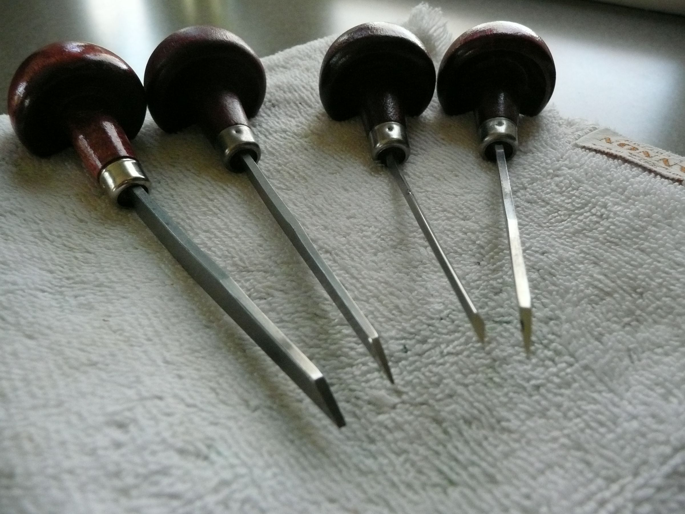 Creating, Cutting and Printing Your Own Woodblock : 5 Steps (with ...