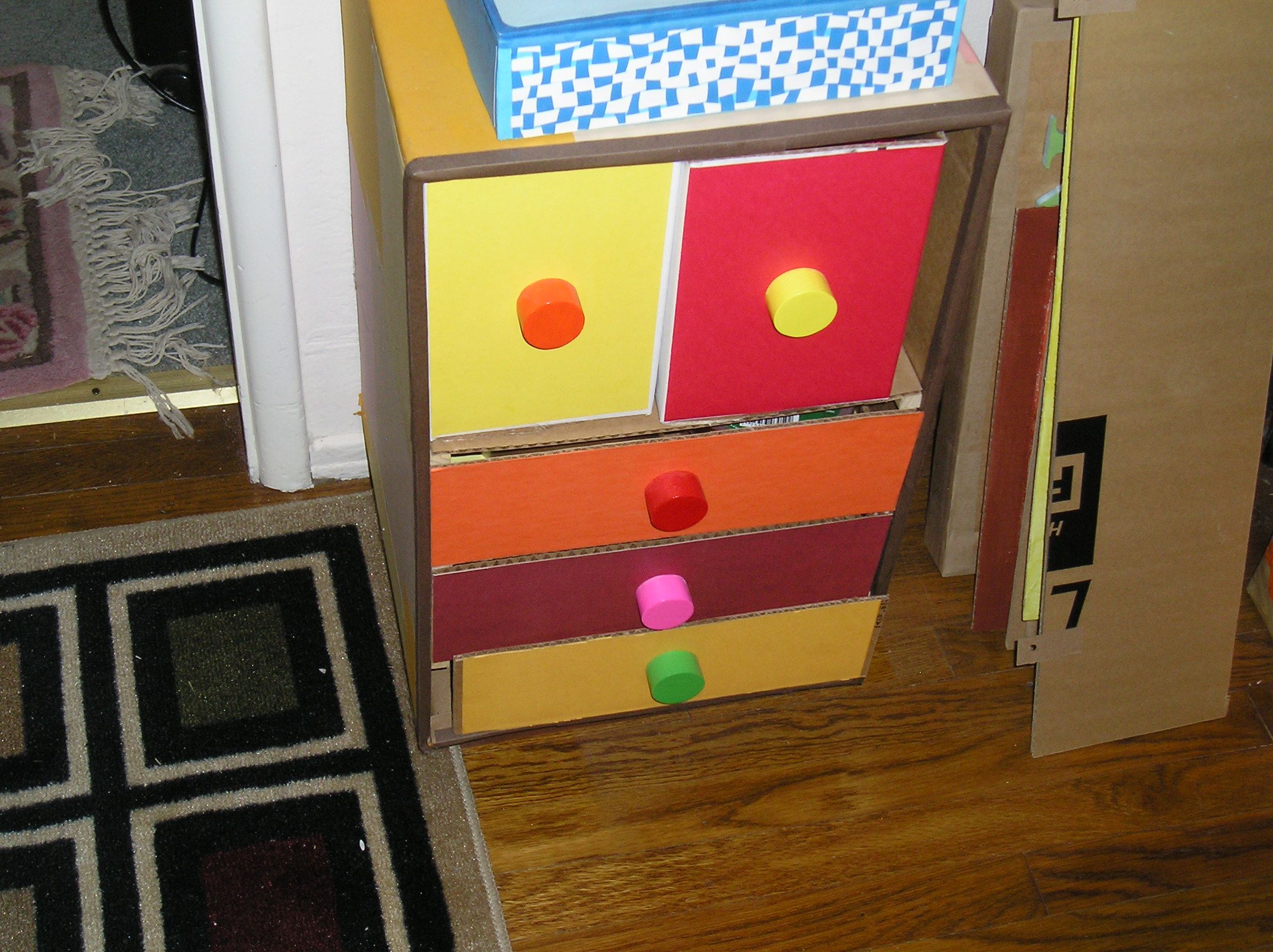 Cardboard, Cardboard, Cardboard! : 39 Steps - Instructables