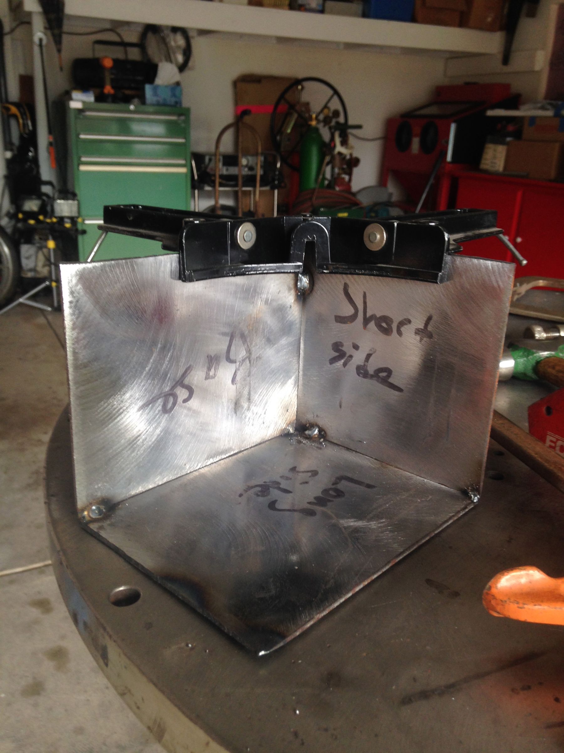 How to MIG Weld a Box : 7 Steps - Instructables