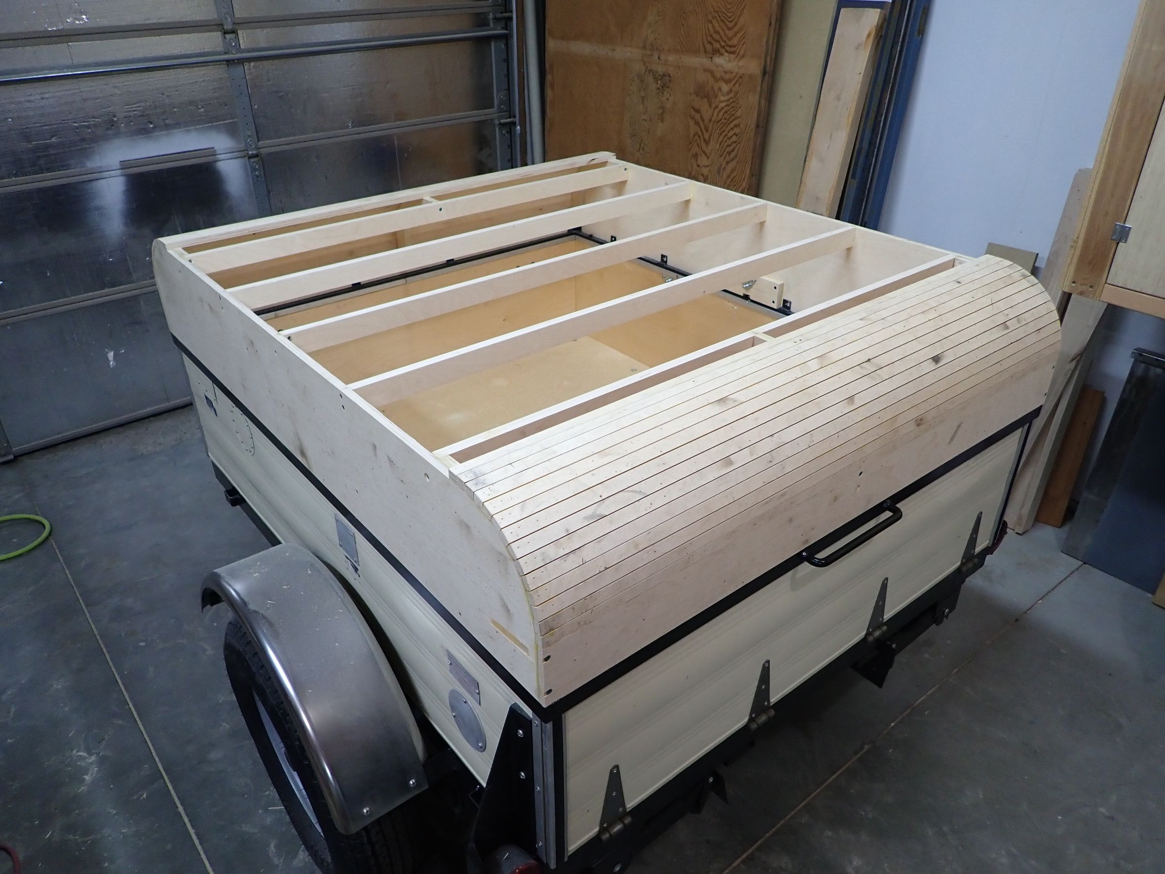 Retro-Style Camping Gear Trailer : 8 Steps (with Pictures) - Instructables