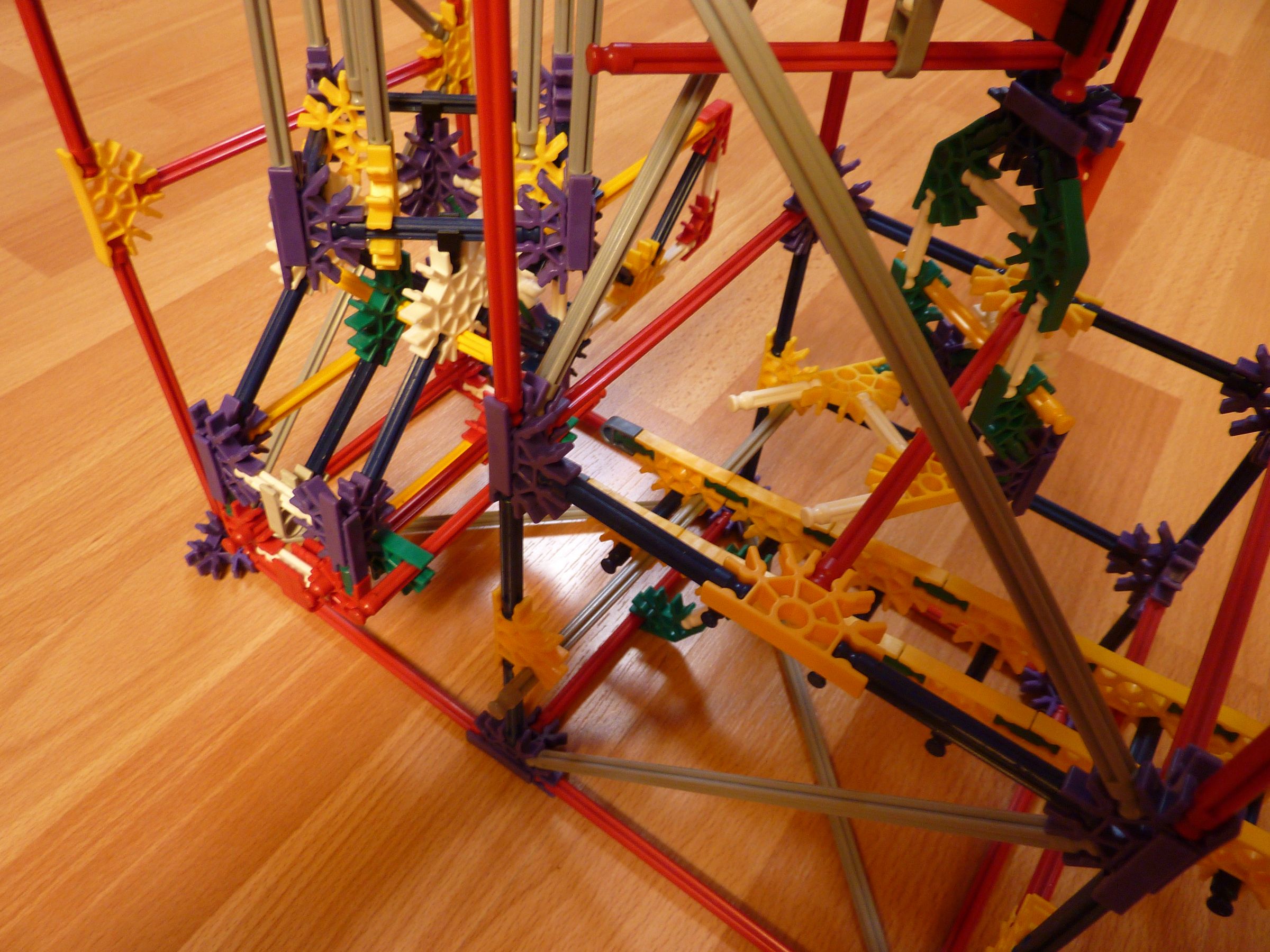 Spinning Freefall Lift, a Knex Ball Machine Lift : 11 Steps - Instructables