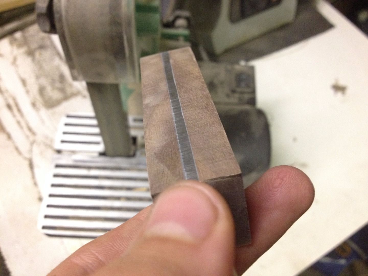 How to Make a Bushcraft Knife : 13 Steps (with Pictures) - Instructables