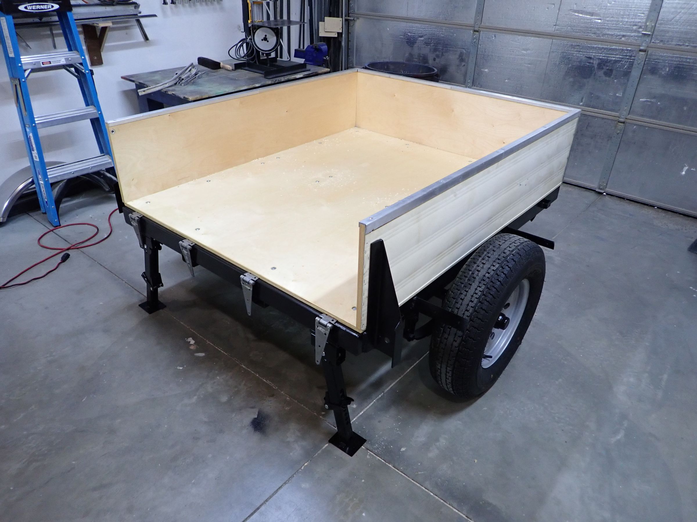 Retro-Style Camping Gear Trailer : 8 Steps (with Pictures) - Instructables