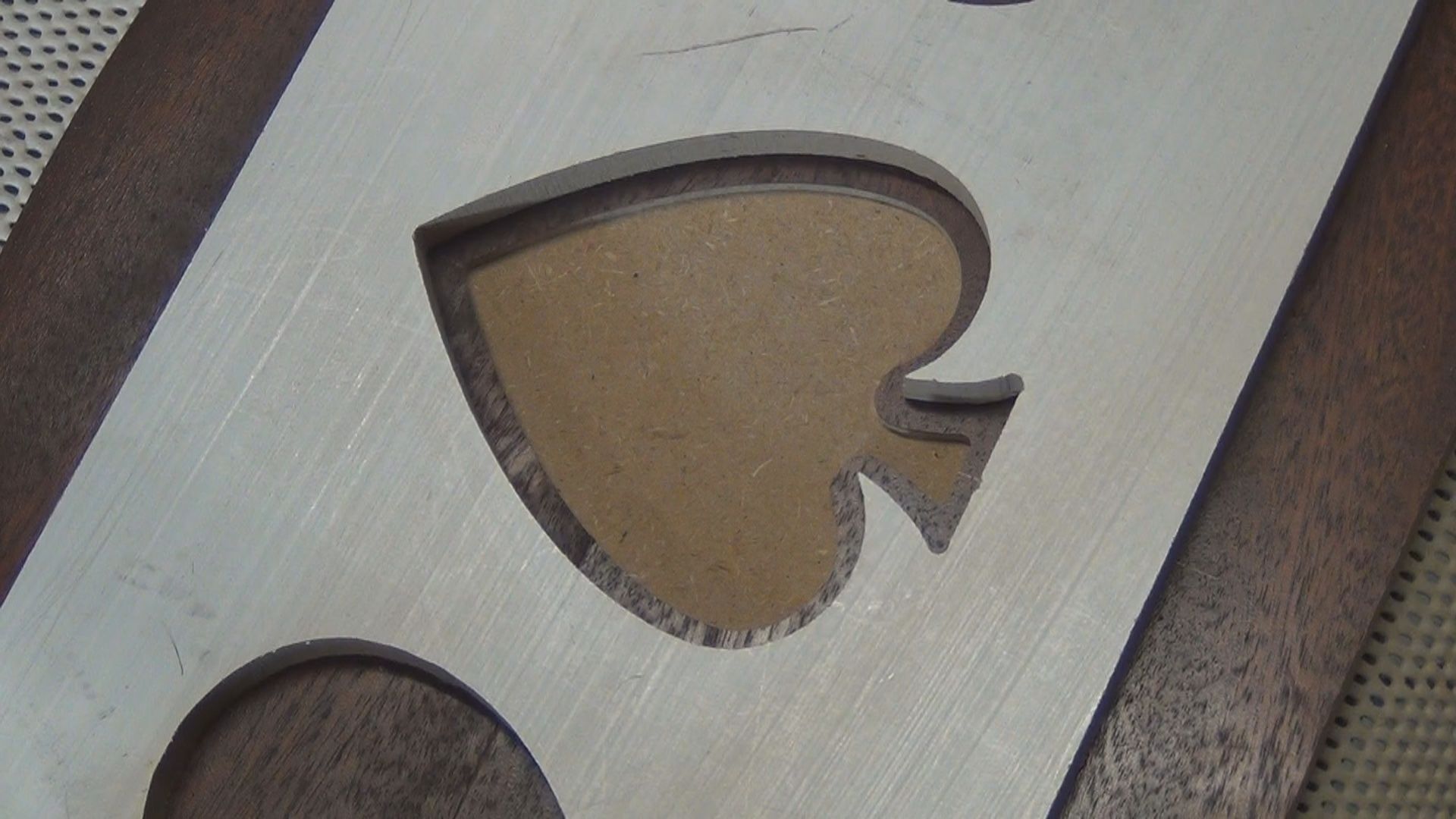 Router Inlays With a Guide Bush and Collar : 5 Steps (with Pictures ...