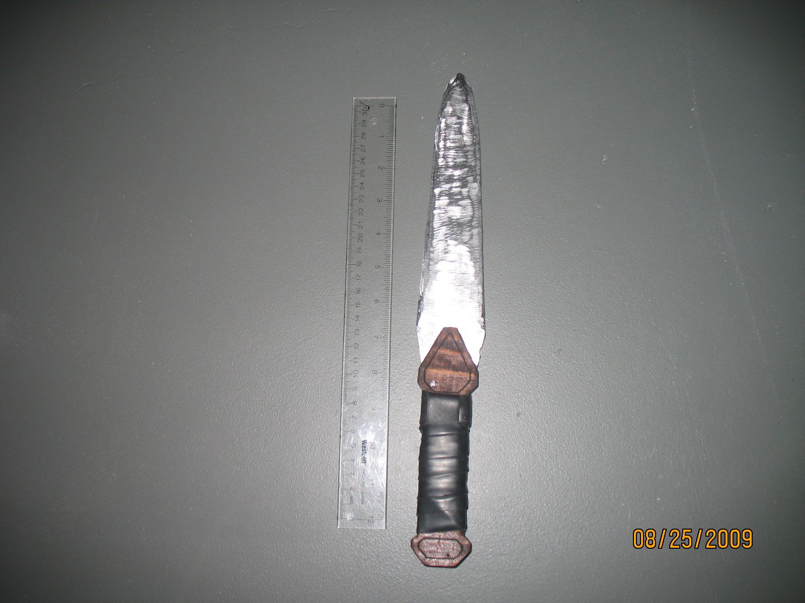 Making a Dagger From Found Materials! *UPDATE* : 9 Steps - Instructables