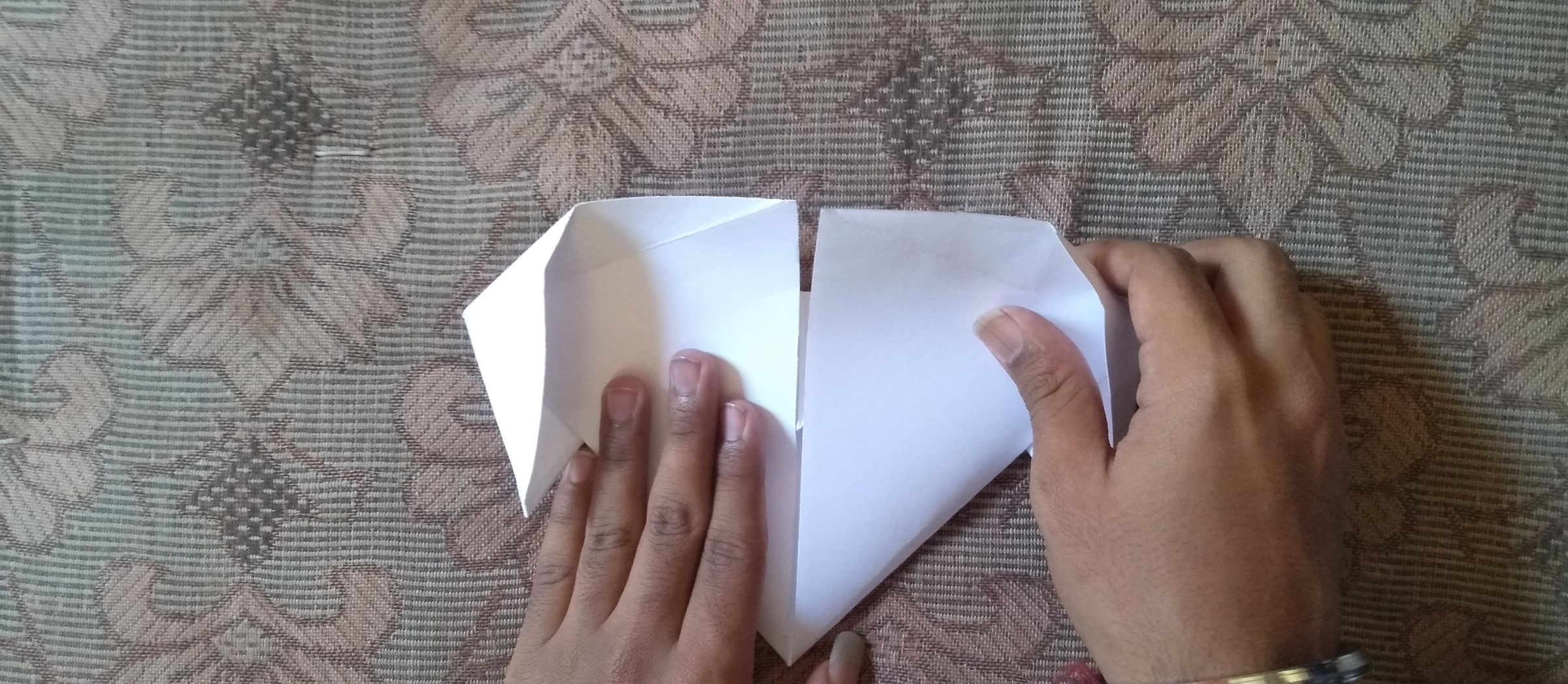 DIY Paper Stand for Smartphone (No Glue ) : 5 Steps - Instructables