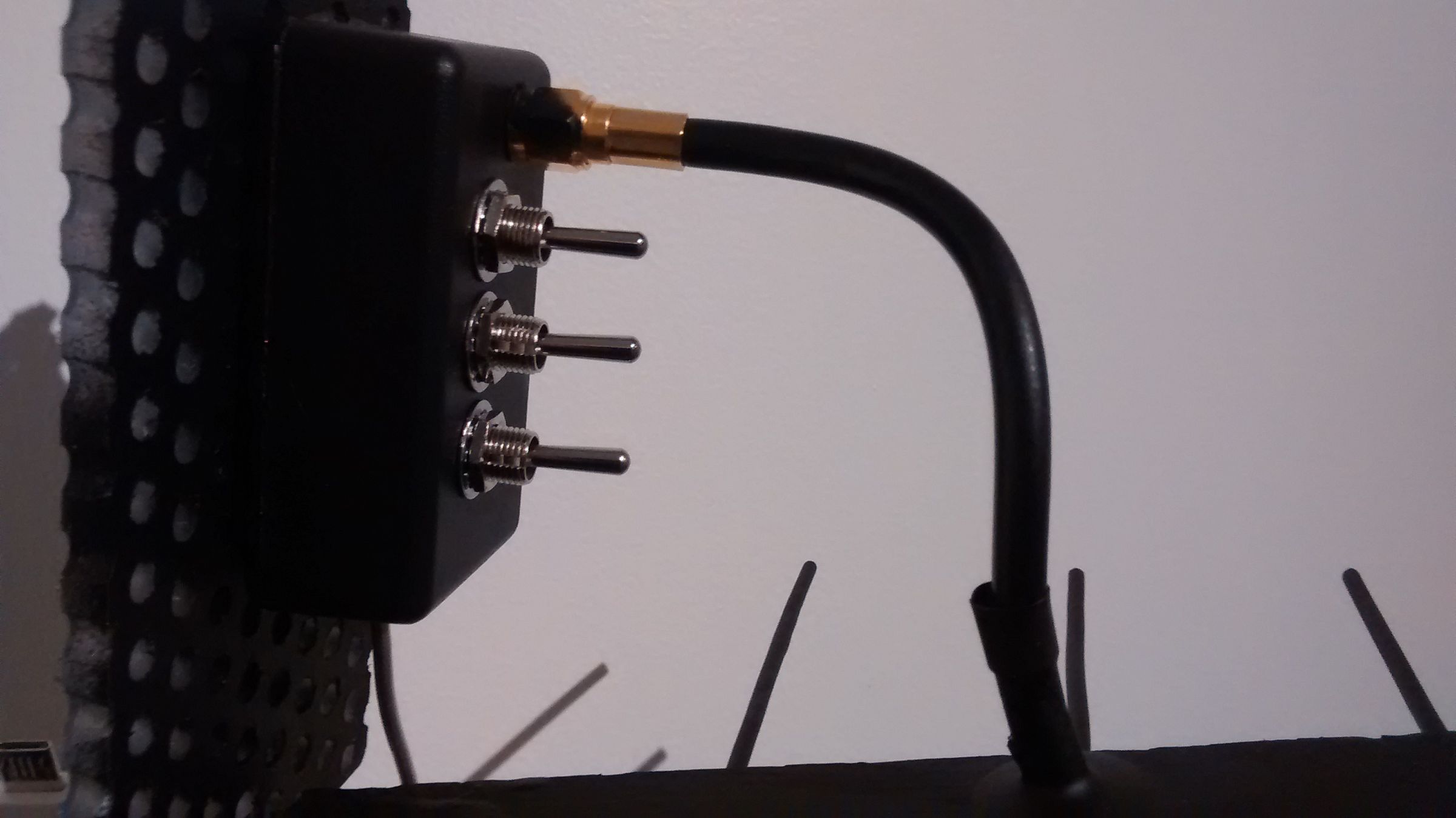 Tiny UHF Tracker Transmitter : 5 Steps (with Pictures) - Instructables