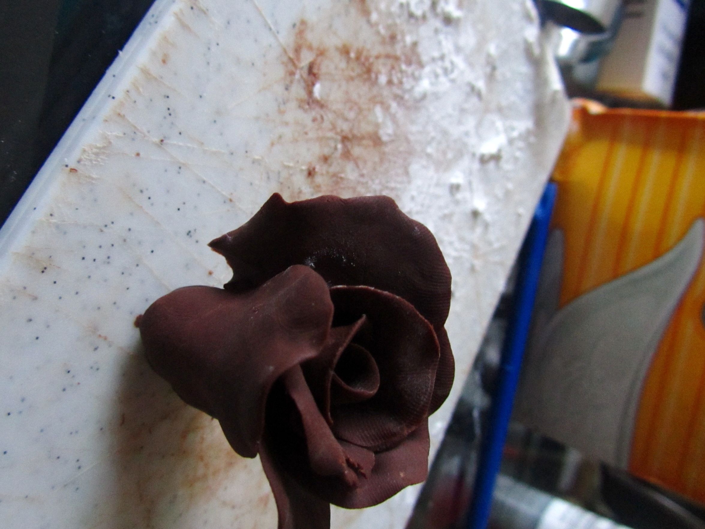 Modelling Chocolate Roses : 9 Steps (with Pictures) - Instructables