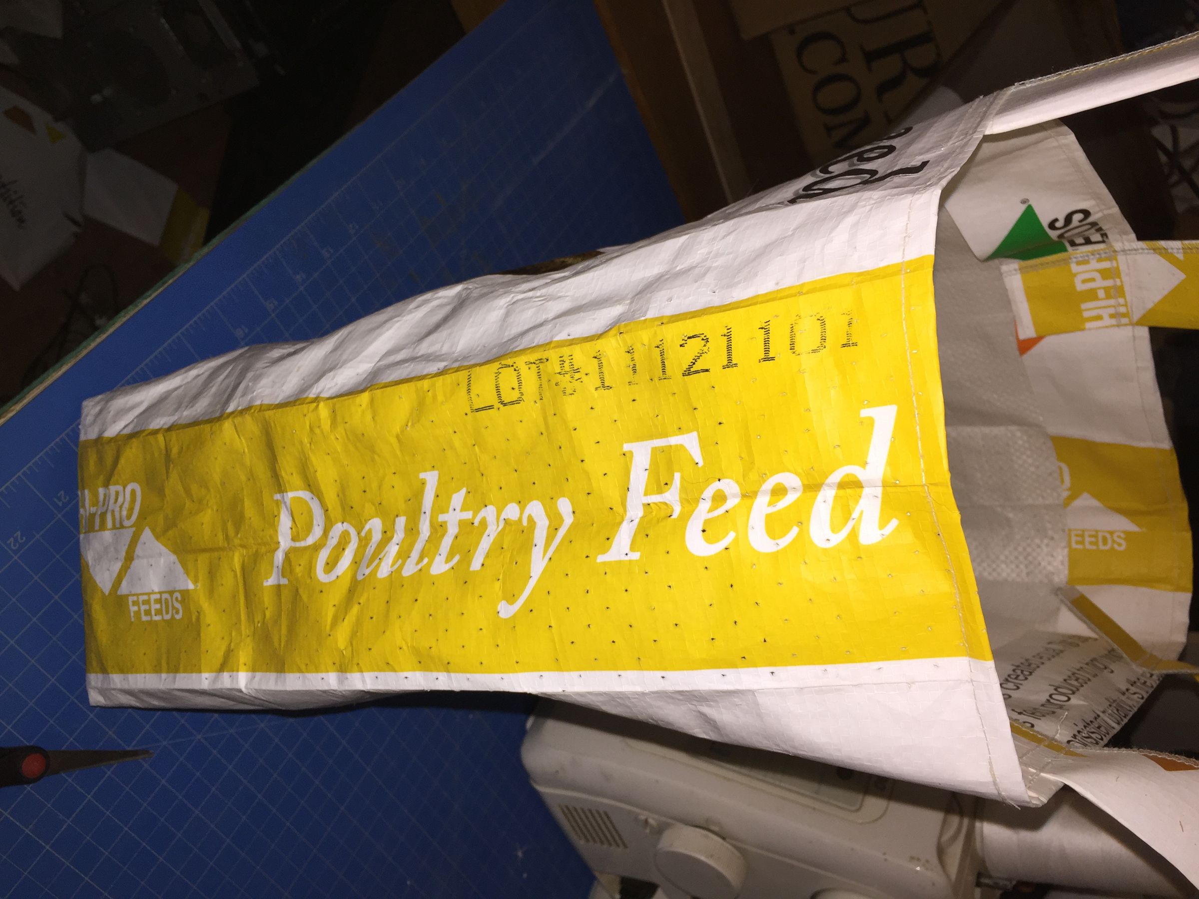 Tote Bags Made From Feed Bags : 9 Steps - Instructables