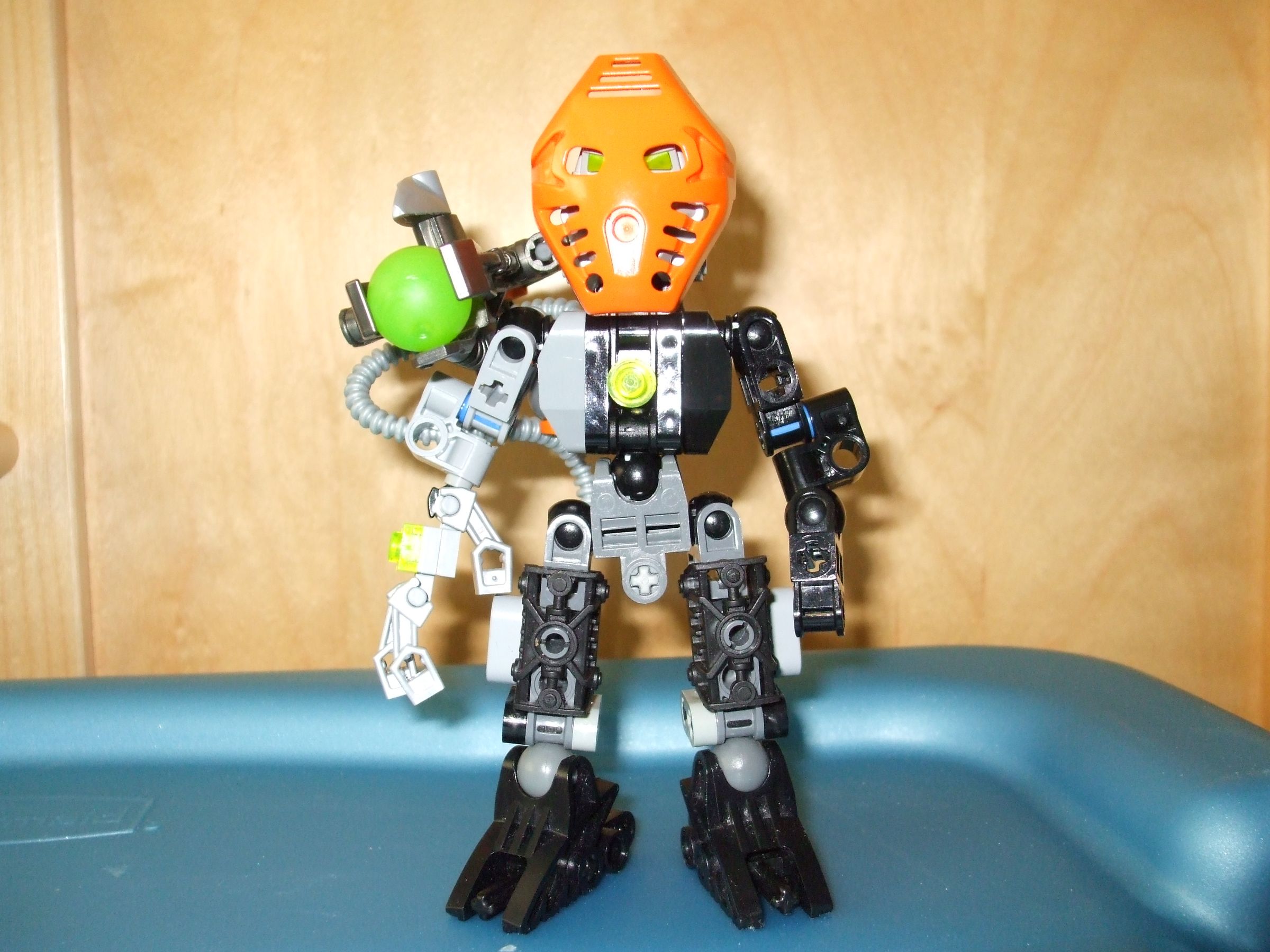 Bionicle Nuparu Matoran Revamp : 4 Steps - Instructables
