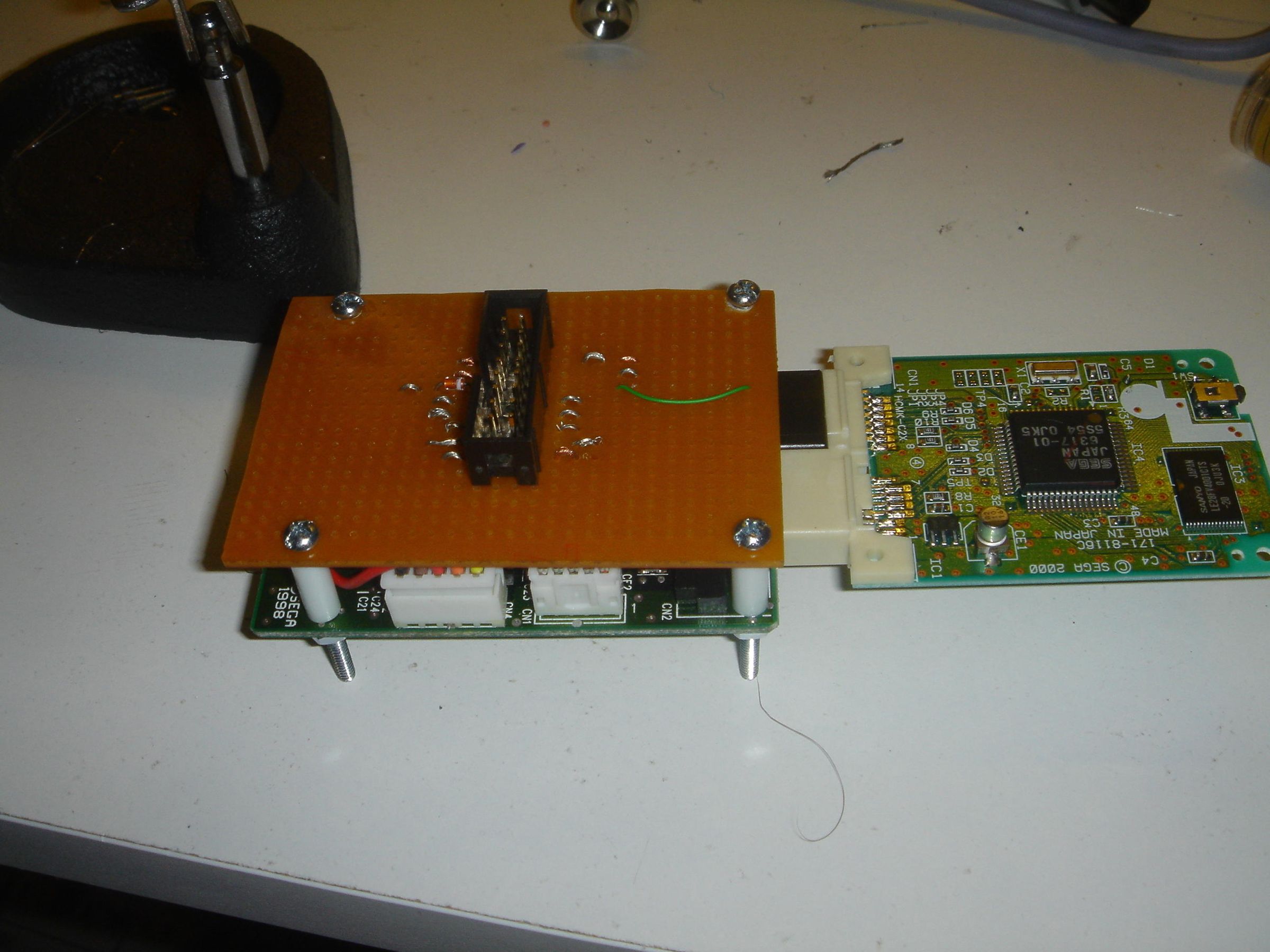 How to Piggyback a Dreamcast Controller on a Universal PCB : 9 Steps ...