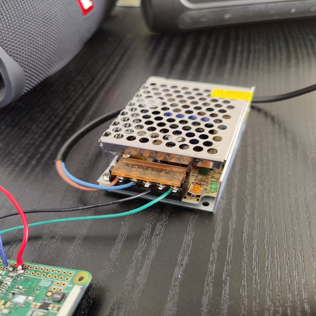 DIY Ambilight With Raspberry Pi and NO Arduino! Works on Any HDMI ...