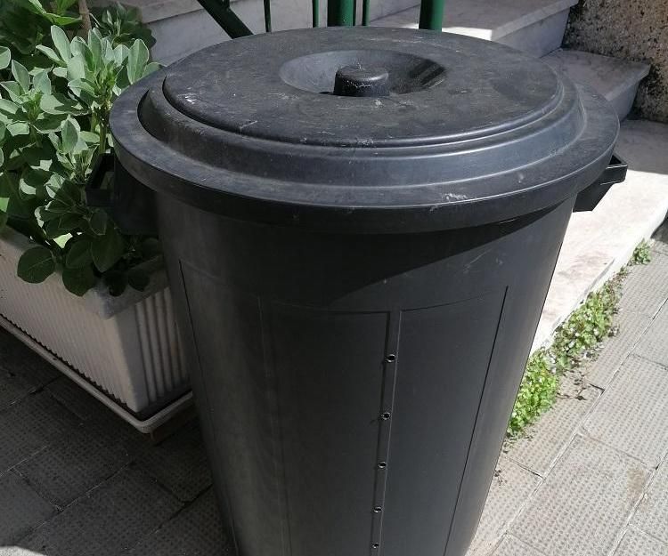 A Terrace Compost Bin : 4 Steps (with Pictures) - Instructables