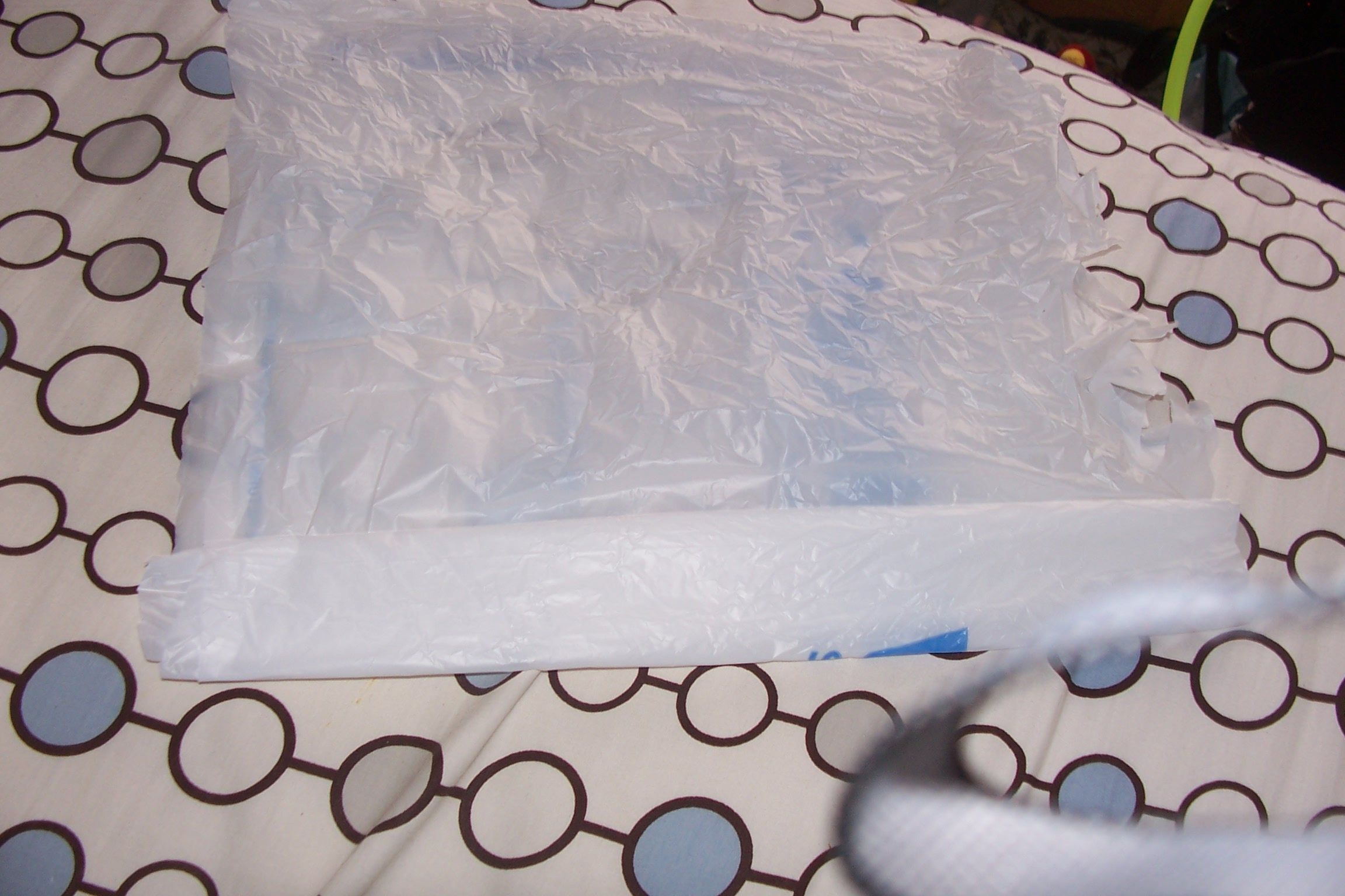 Woven Plastic Bag Bag : 10 Steps (with Pictures) - Instructables