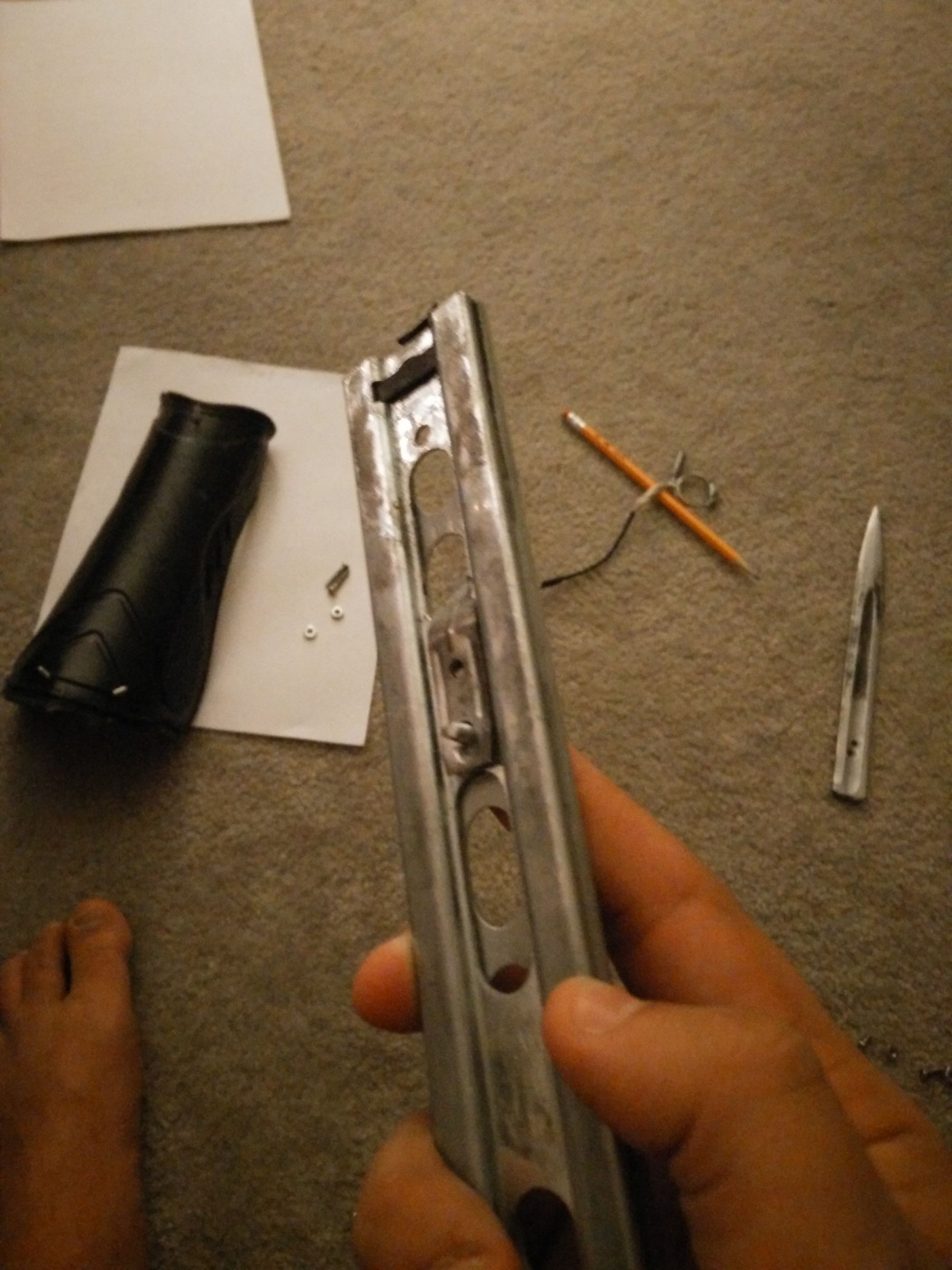 Assassins Creed Hidden Blade : 9 Steps - Instructables