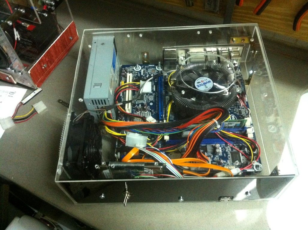 Plexiglas Computer : 25 Steps - Instructables