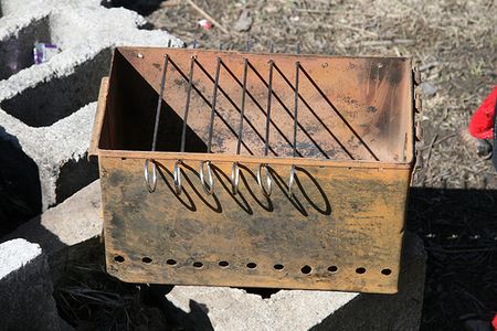 How to Make an Ammo Can Stove : 4 Steps (with Pictures) - Instructables