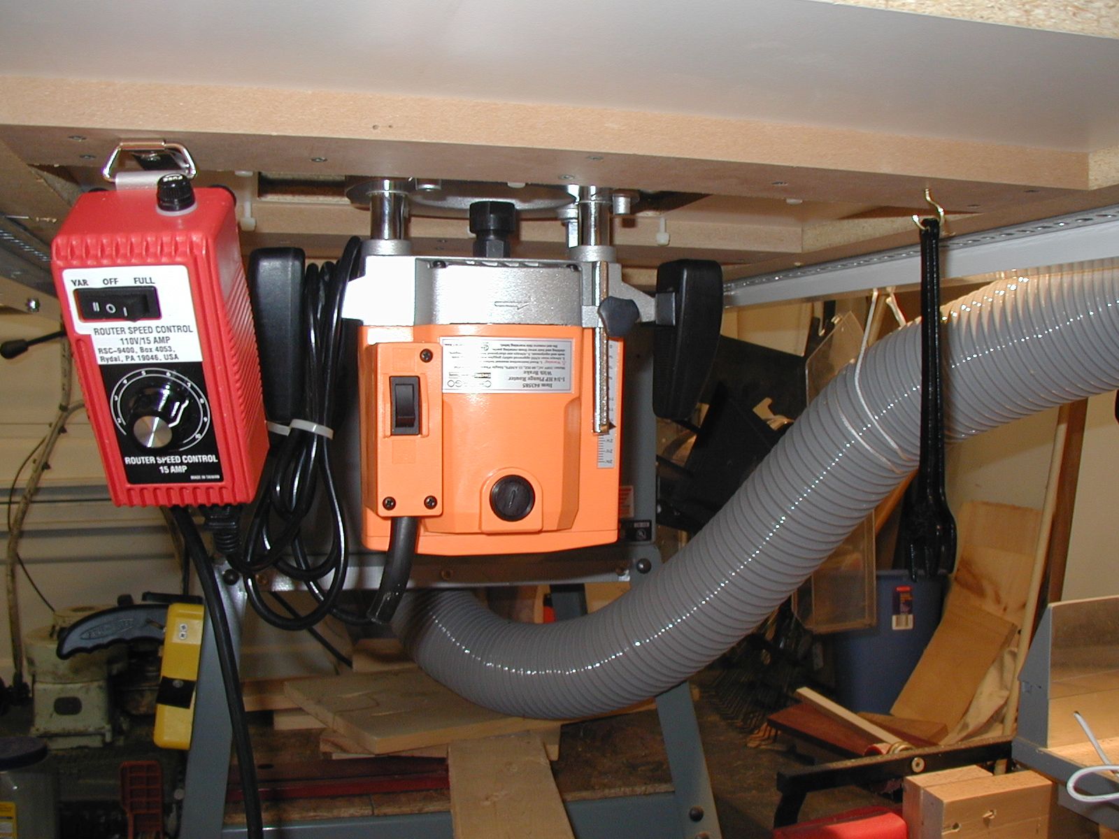Ultra-cheap Router Lift : 6 Steps (with Pictures) - Instructables