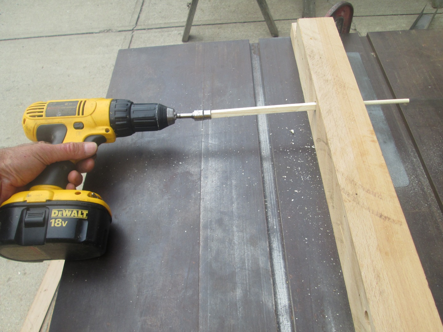 Making Dowel Rods With a Table Saw : 8 Steps (with Pictures ...