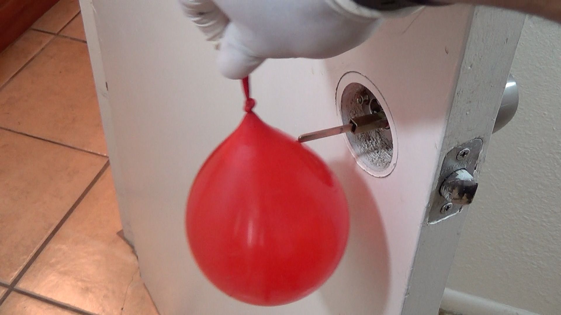 5 Super Mean Pranks to Mess With People! - Instructables