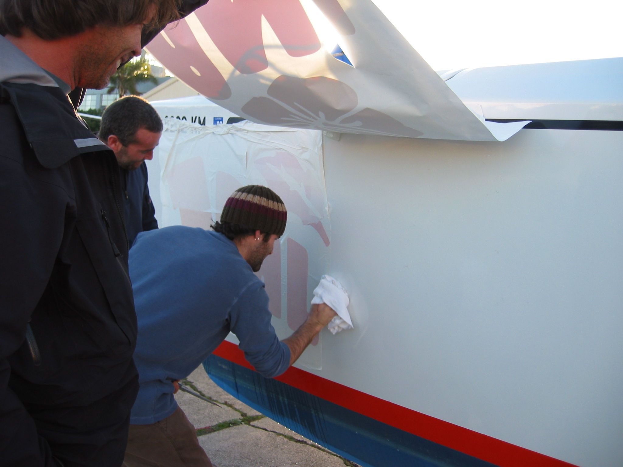 Apply Big Decals Without Wrinkles or Bubbles : 12 Steps (with Pictures ...