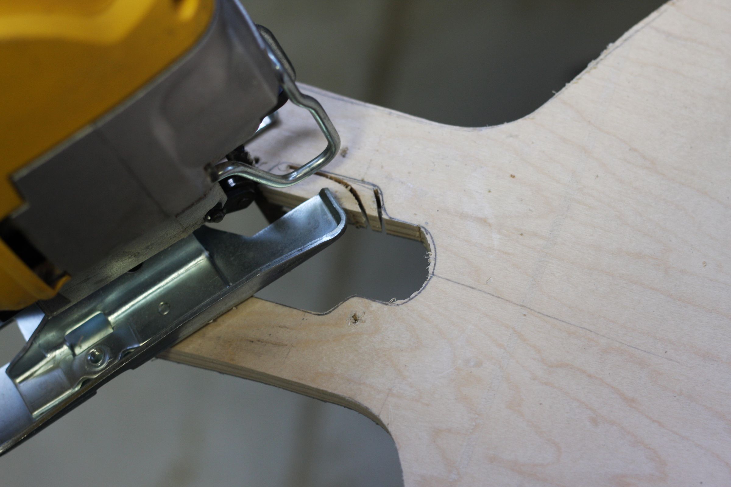 Drop Through Truck Holes : 4 Steps (with Pictures) - Instructables