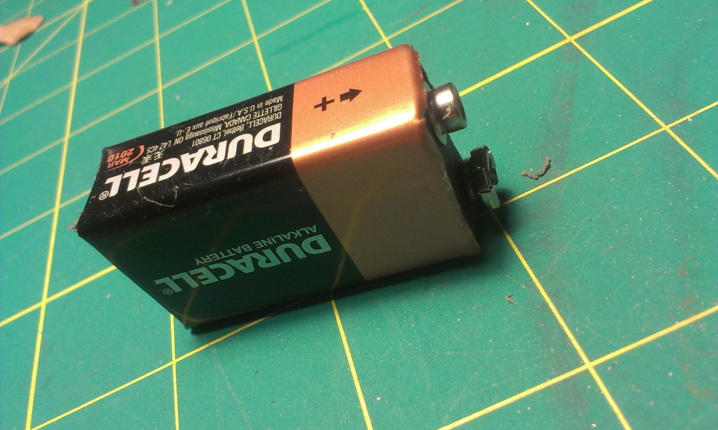 9 Volt Battery Secret Compartment : 5 Steps - Instructables